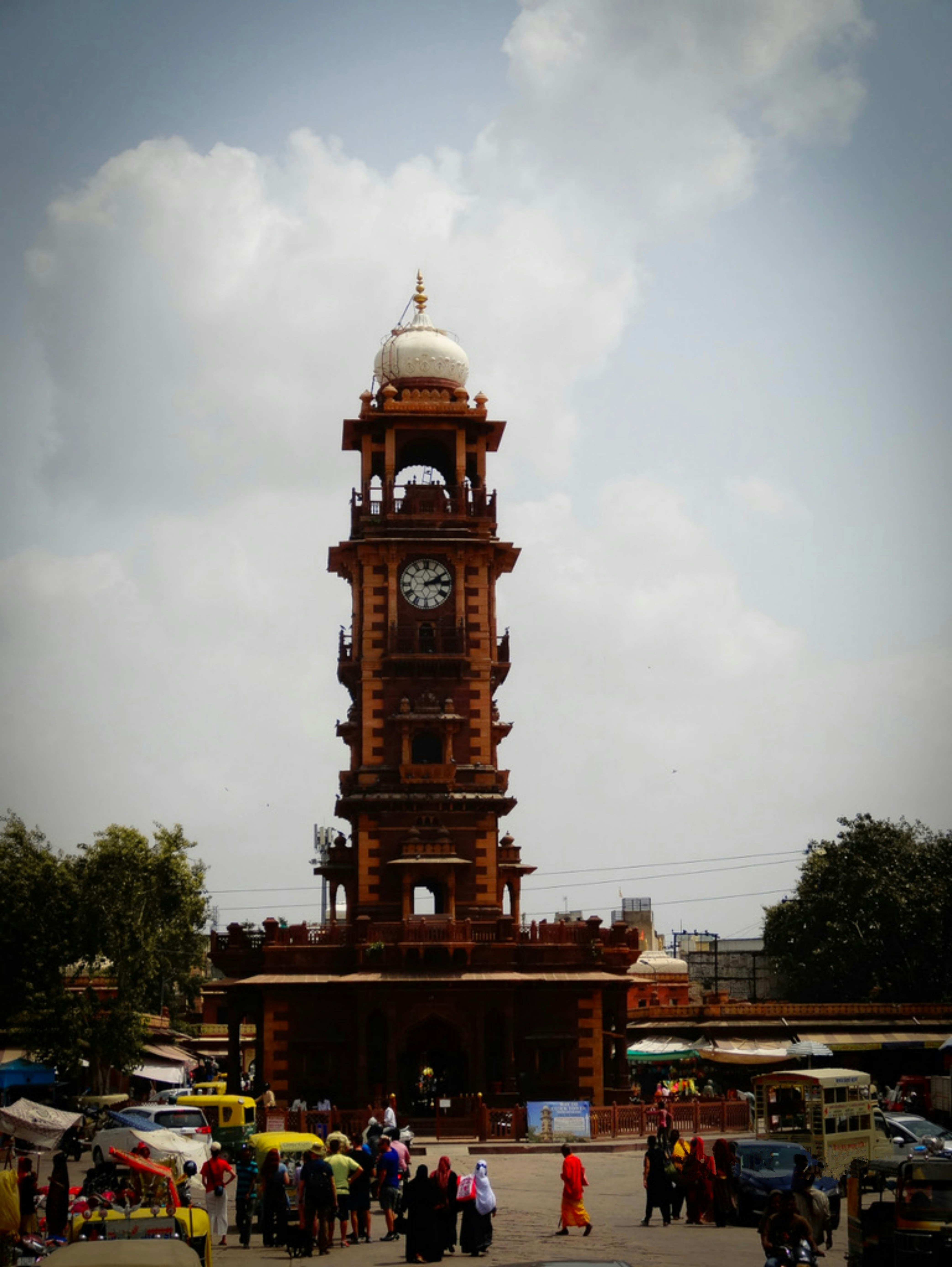 A tall clock tower with a sky background photo – Free Clock tower Image ...