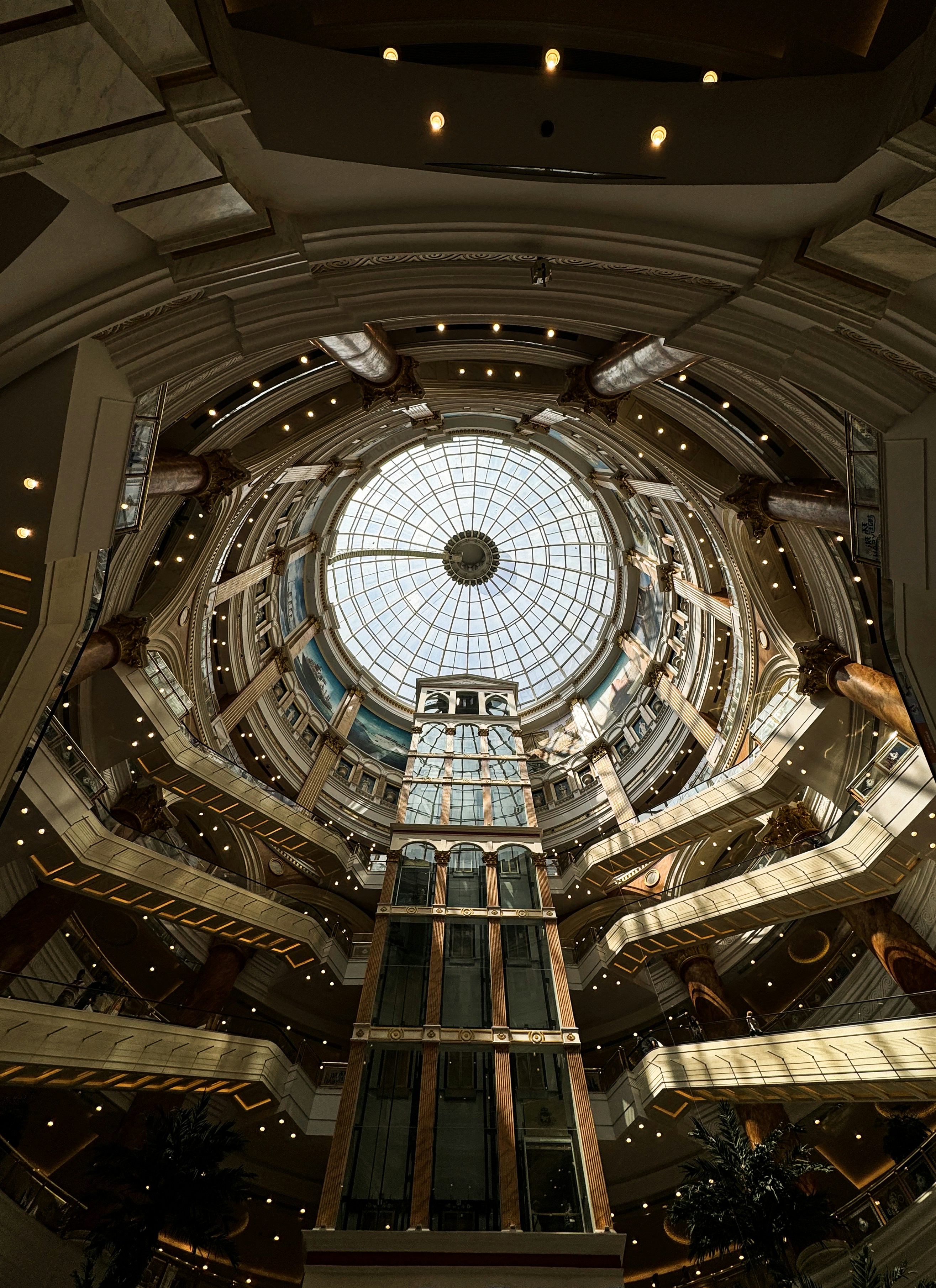 A very large building with a very high ceiling photo – Free China Image ...