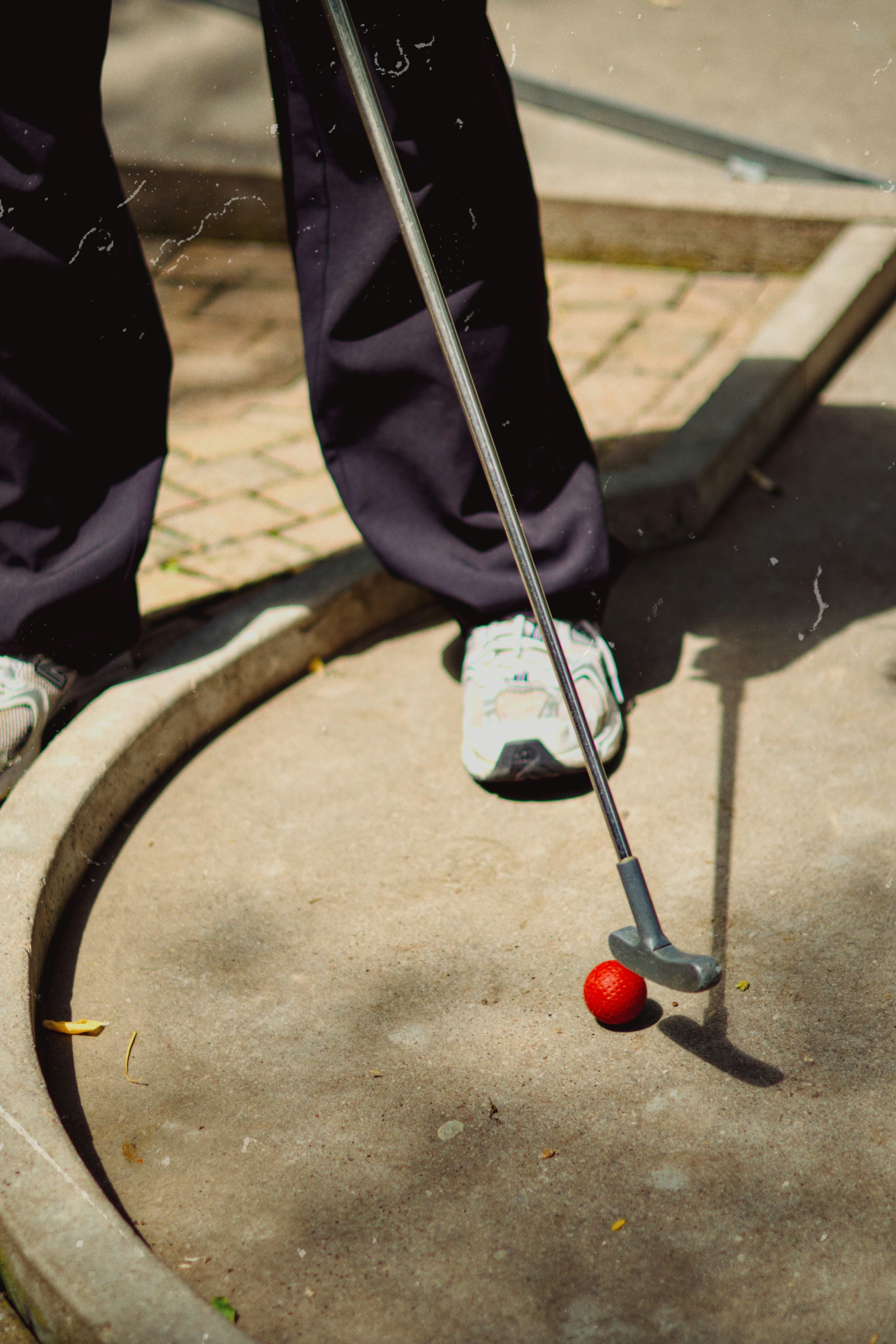 Red Ball at the Ring-Court: A Tiny Drama of Focus and Precision