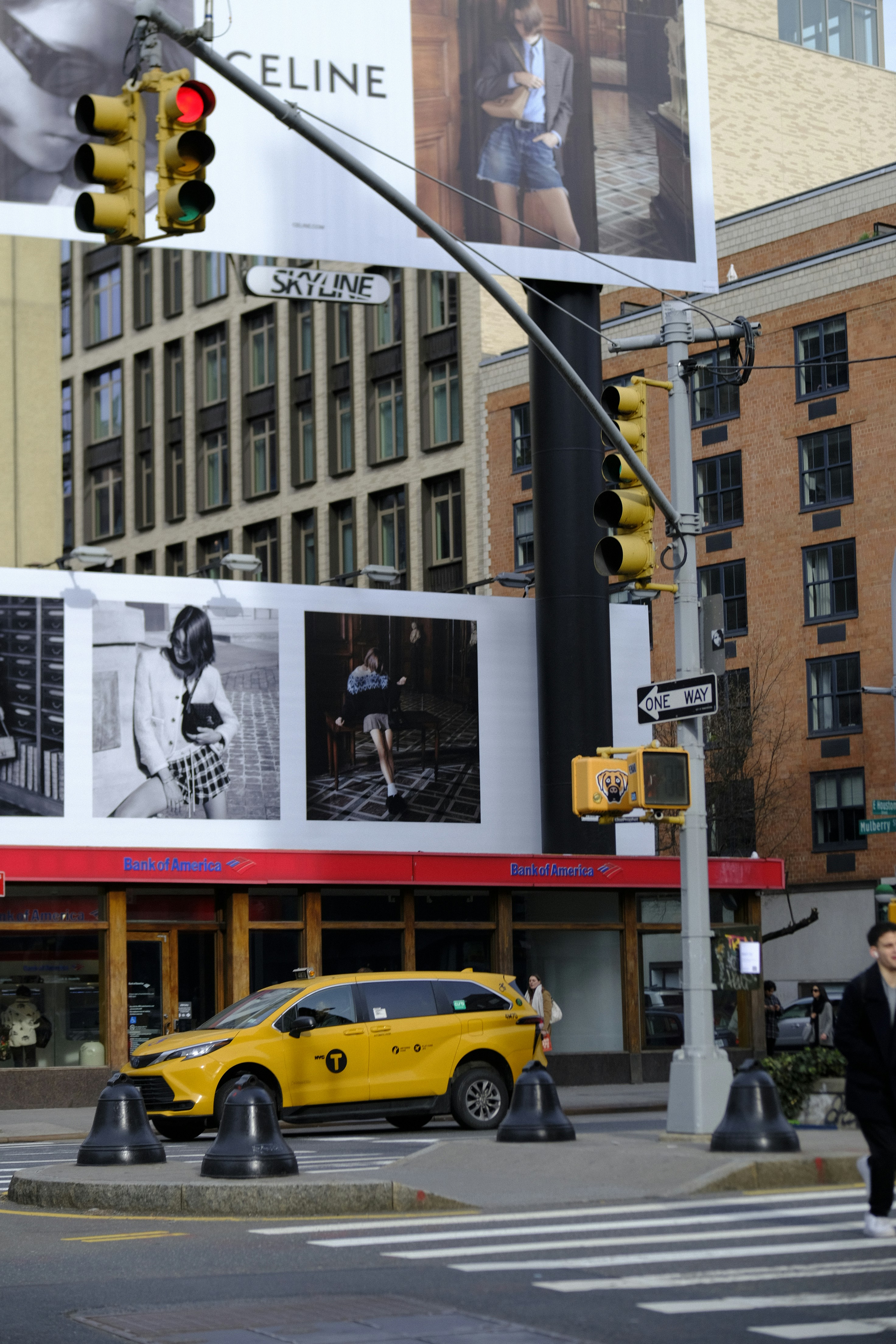 A street corner with a traffic light and a yellow car photo – Free Car ...