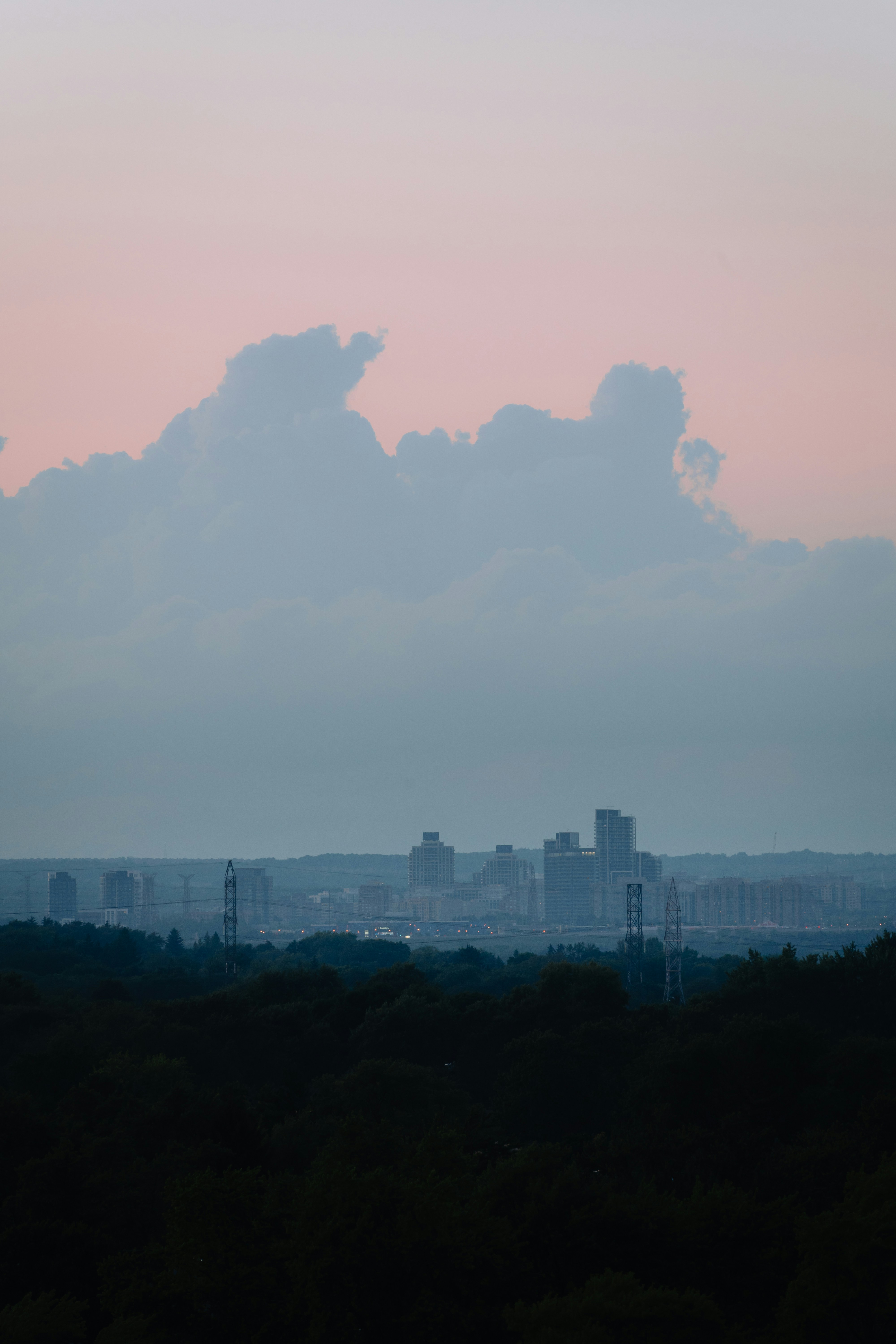 A view of a city from a distance photo – Free North york Image on Unsplash