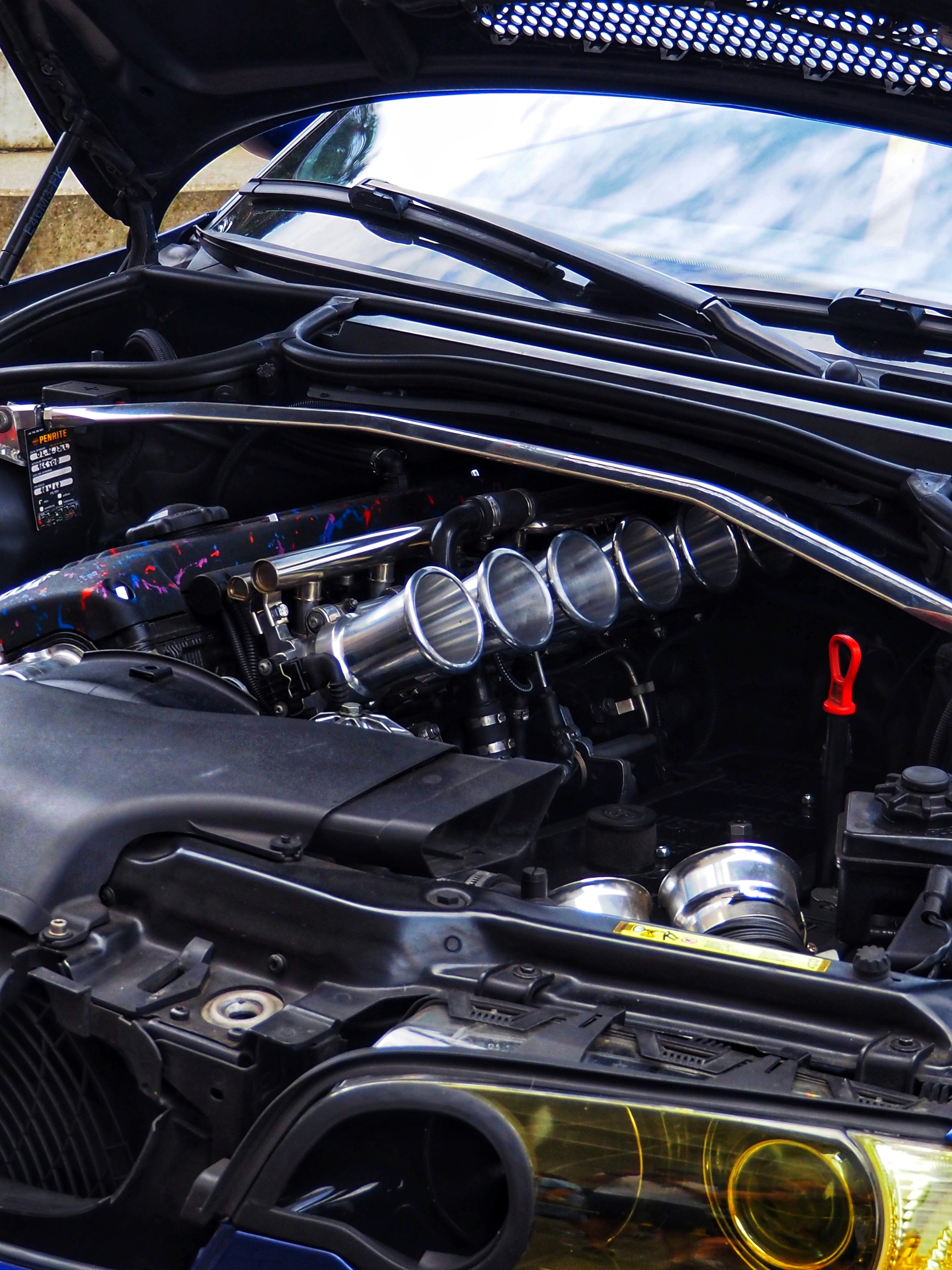 A close up of the engine of a car photo – Free Breslau Image on Unsplash