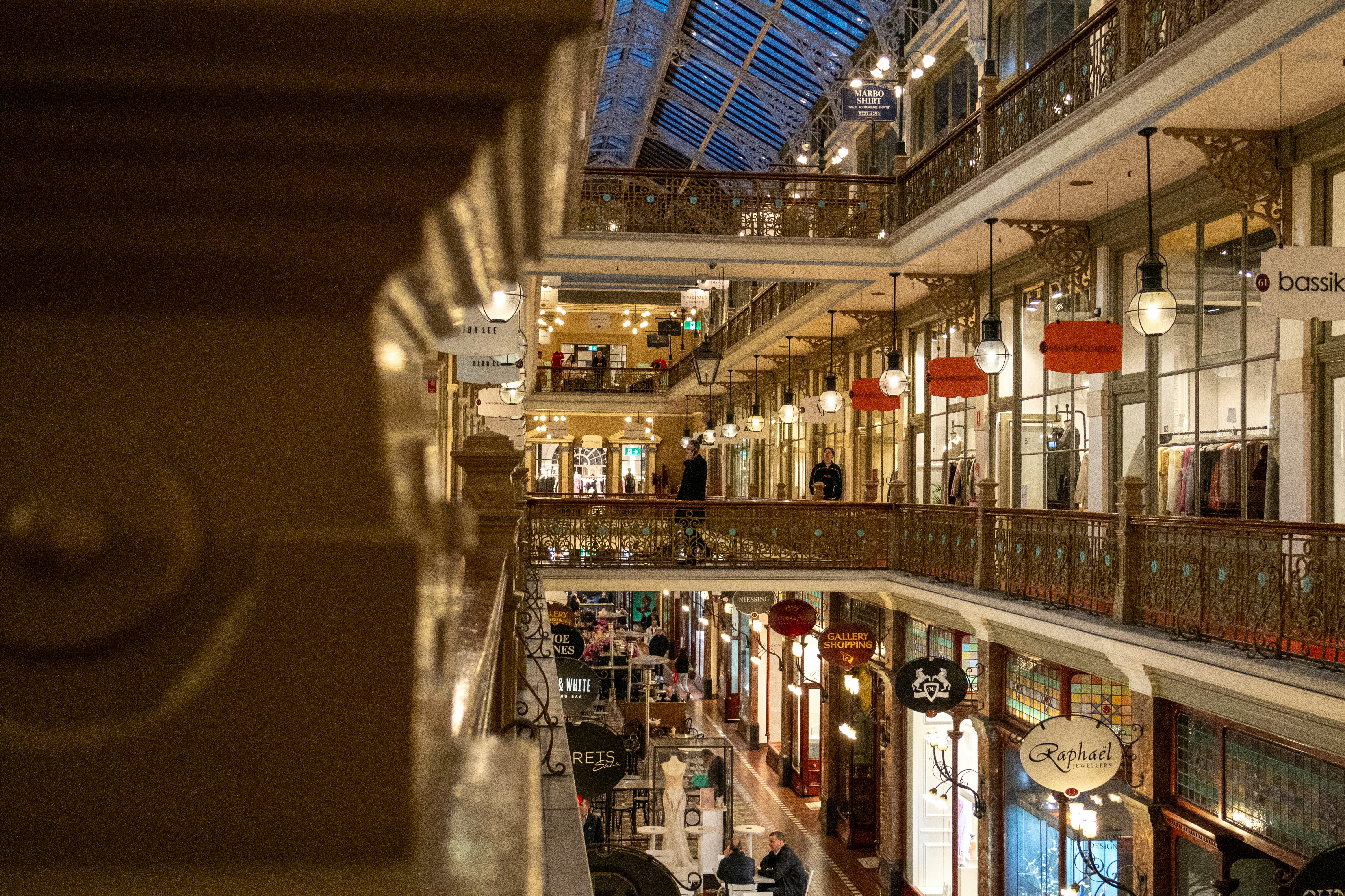 A mall filled with lots of tall buildings photo – Free The strand ...