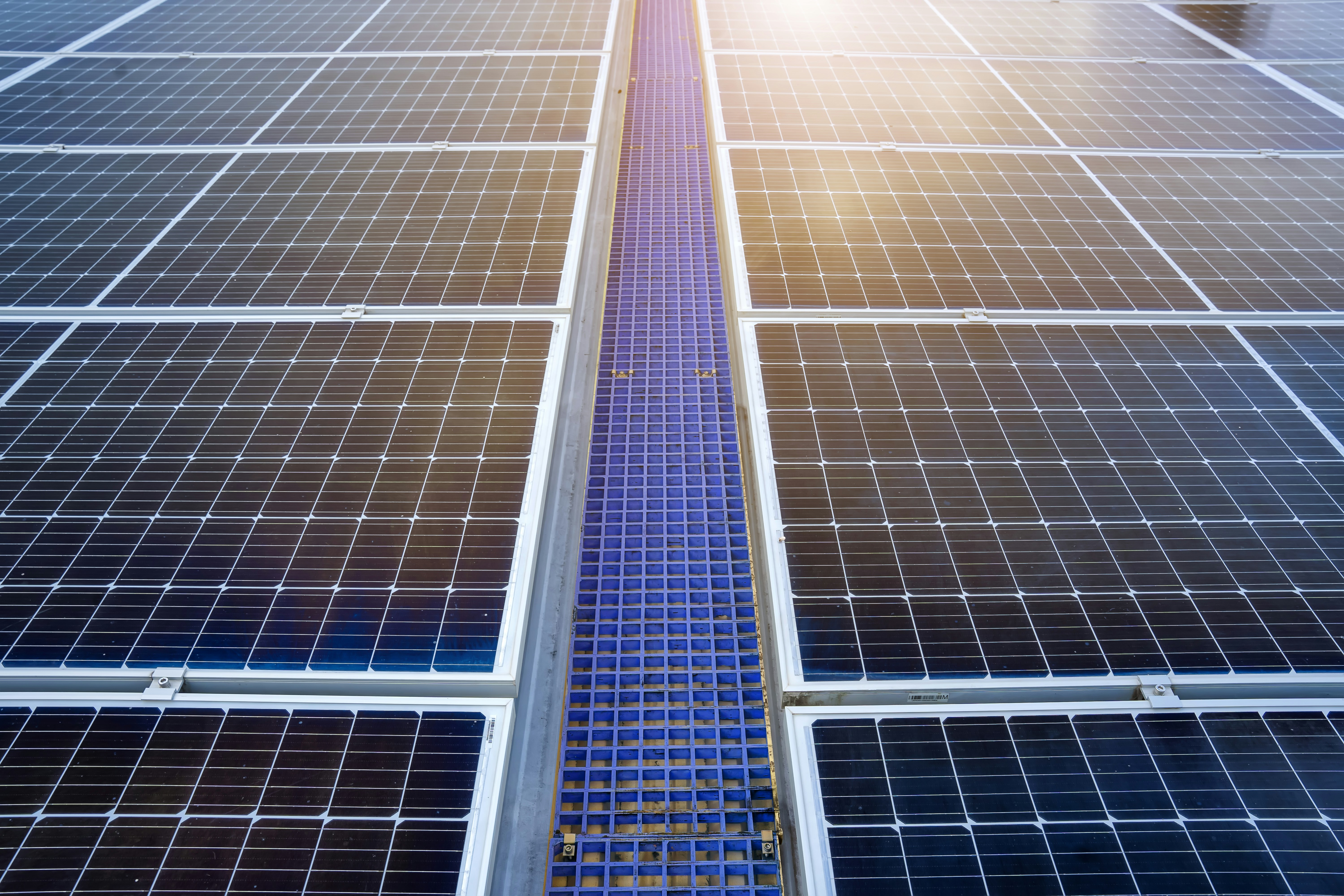 A solar panel with the sun shining through it photo – Free Thailand ...