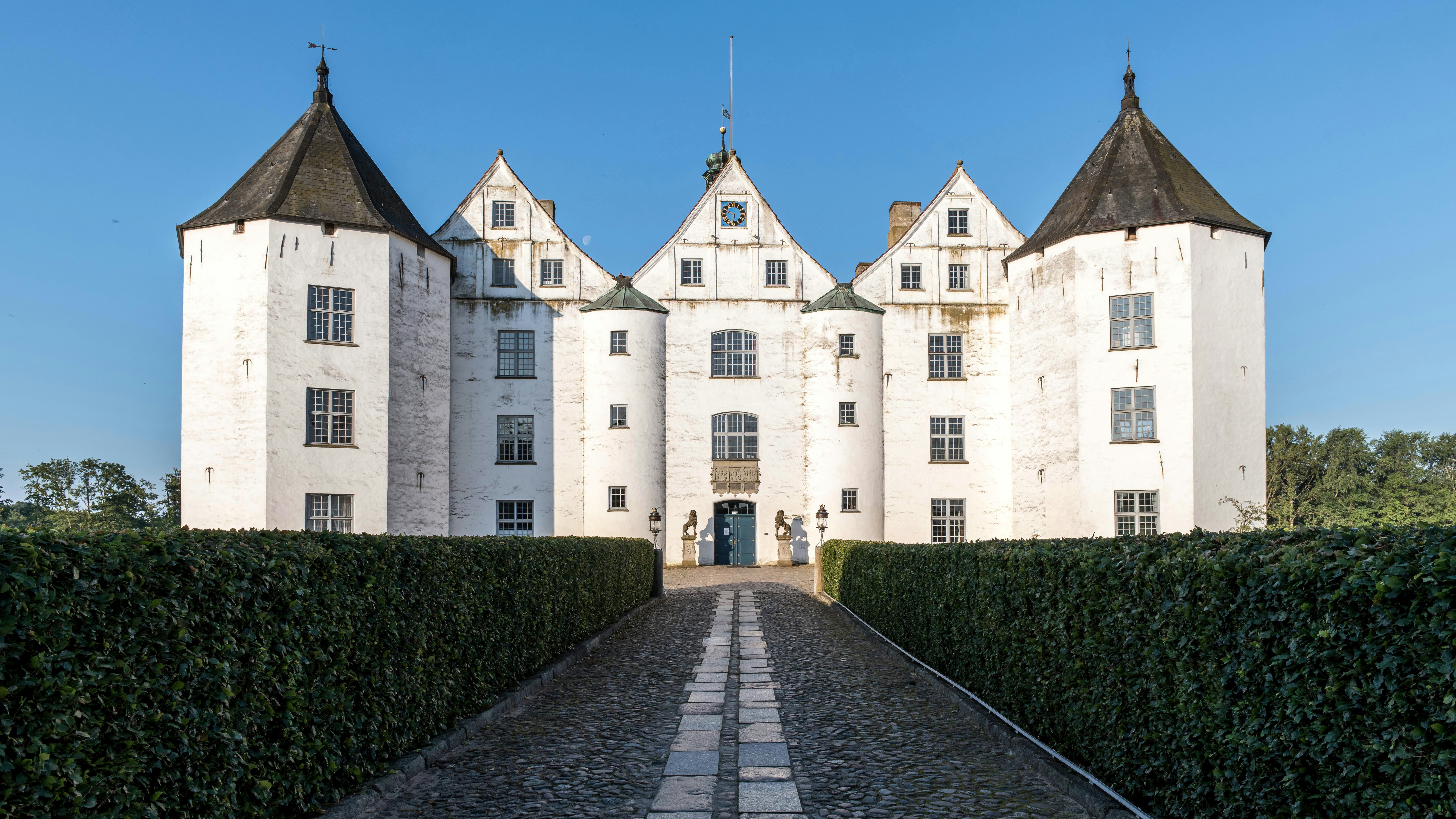 A large white castle with a long driveway photo – Free Glücksburg ...