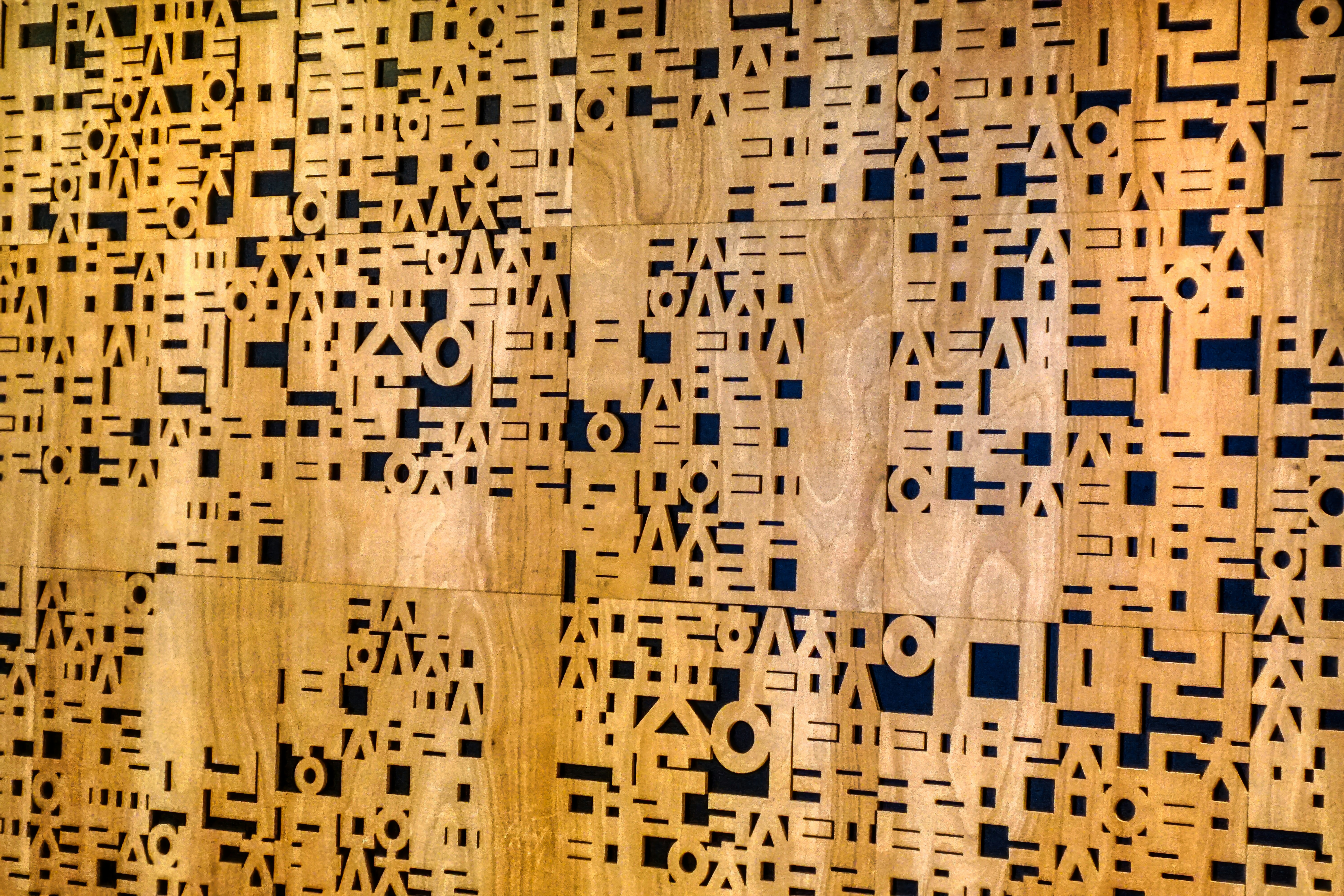 Geometric Timber Lattice: A Warm Mosaic of Shapes
