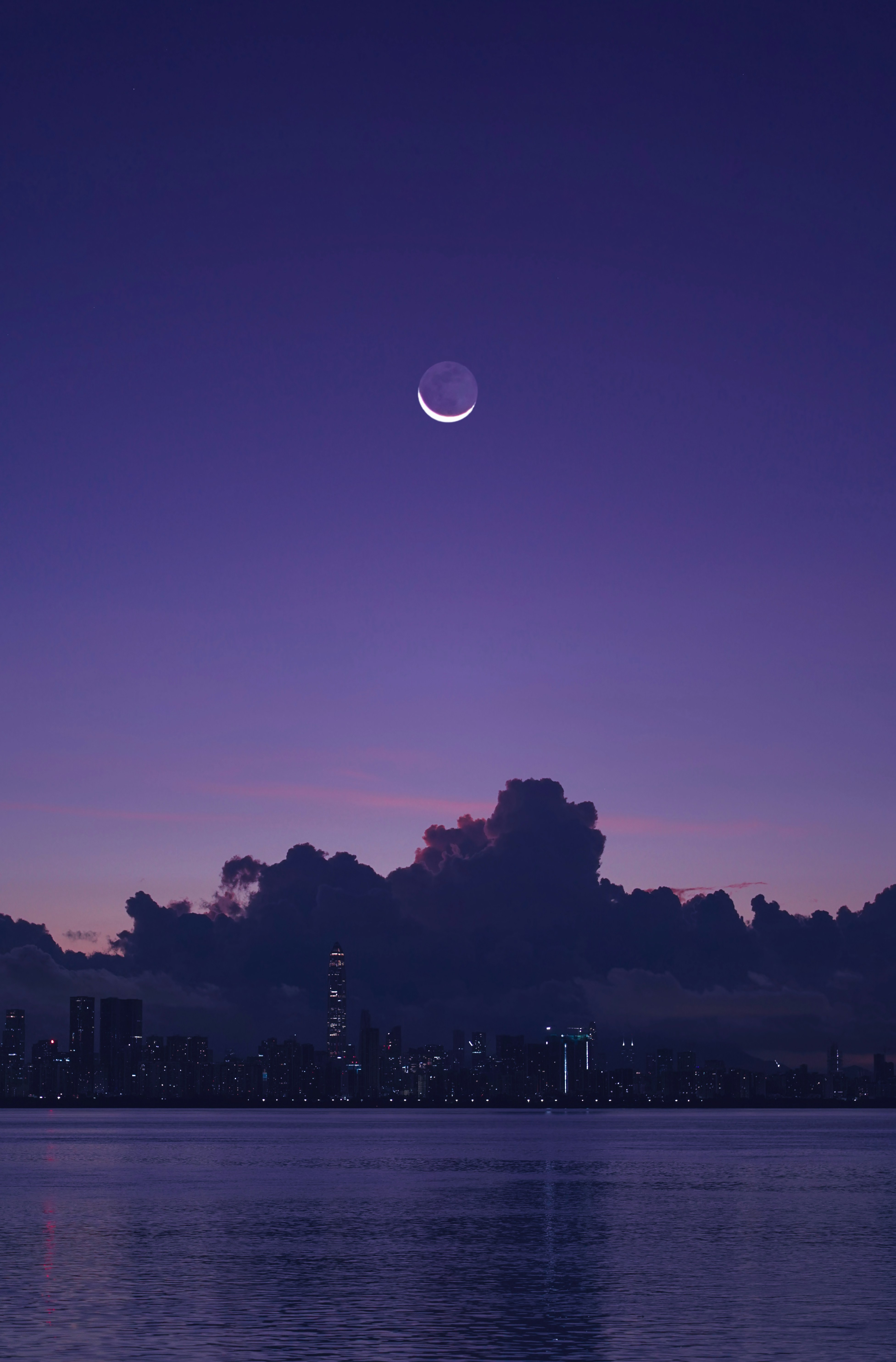 The moon is setting over the city skyline photo – Free Shenzhen bay ...