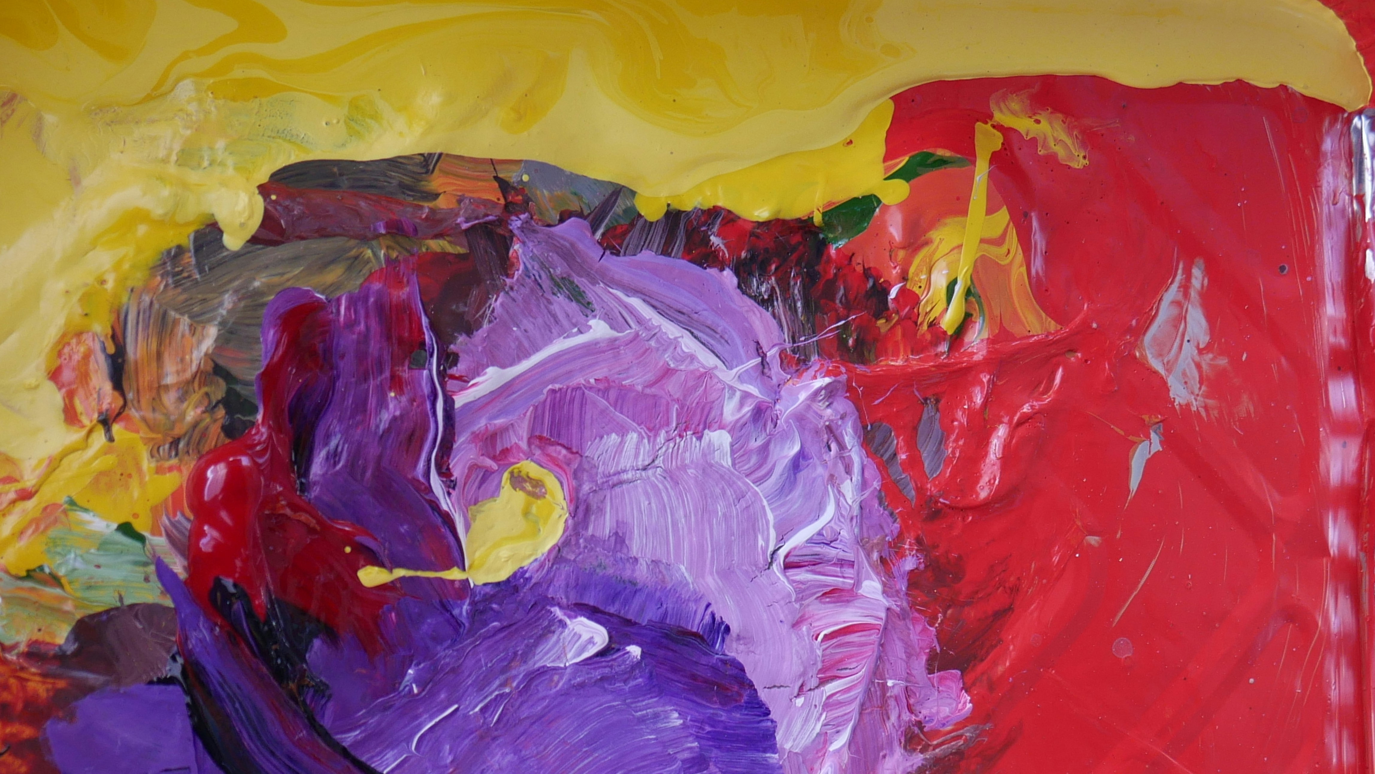 A close up of a painting on a canvas photo – Free Woman Image on Unsplash