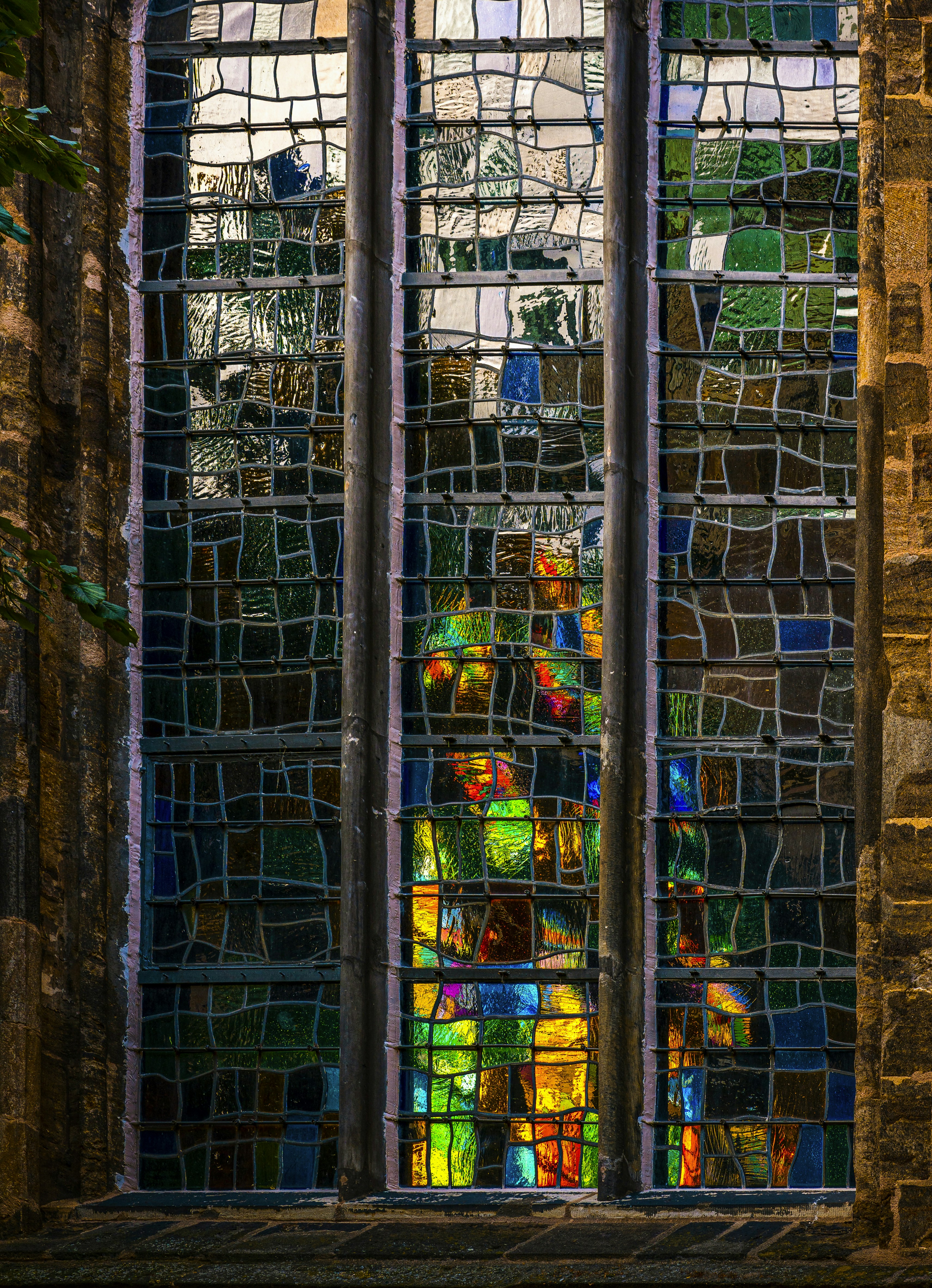 Prismatic Mesh: Kaleidoscope Light Through a Weathered Window