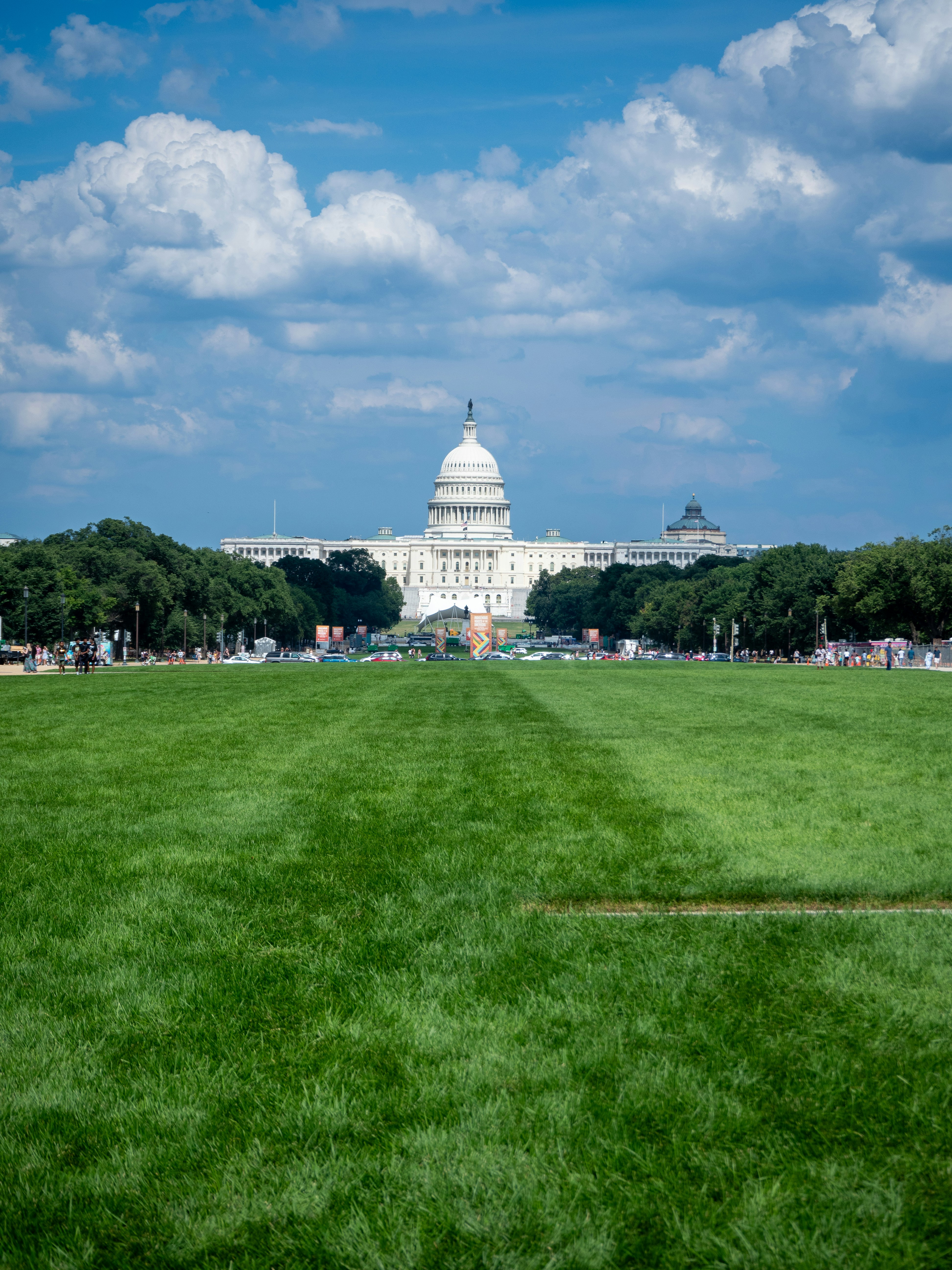 A view of the capitol building from across the lawn photo – Free Car ...