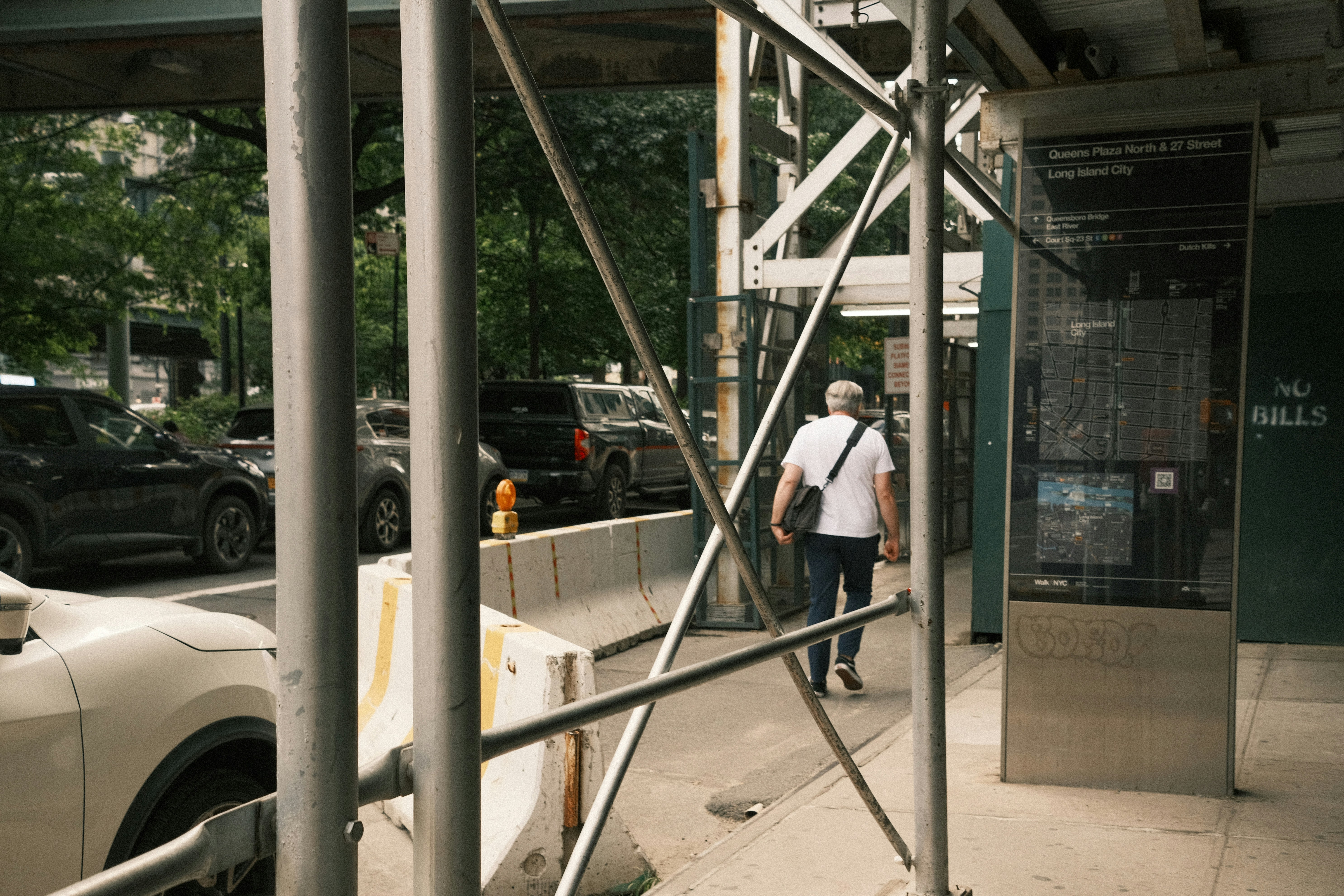 Footsteps Through a Mesh of Steel: An Urban Moment