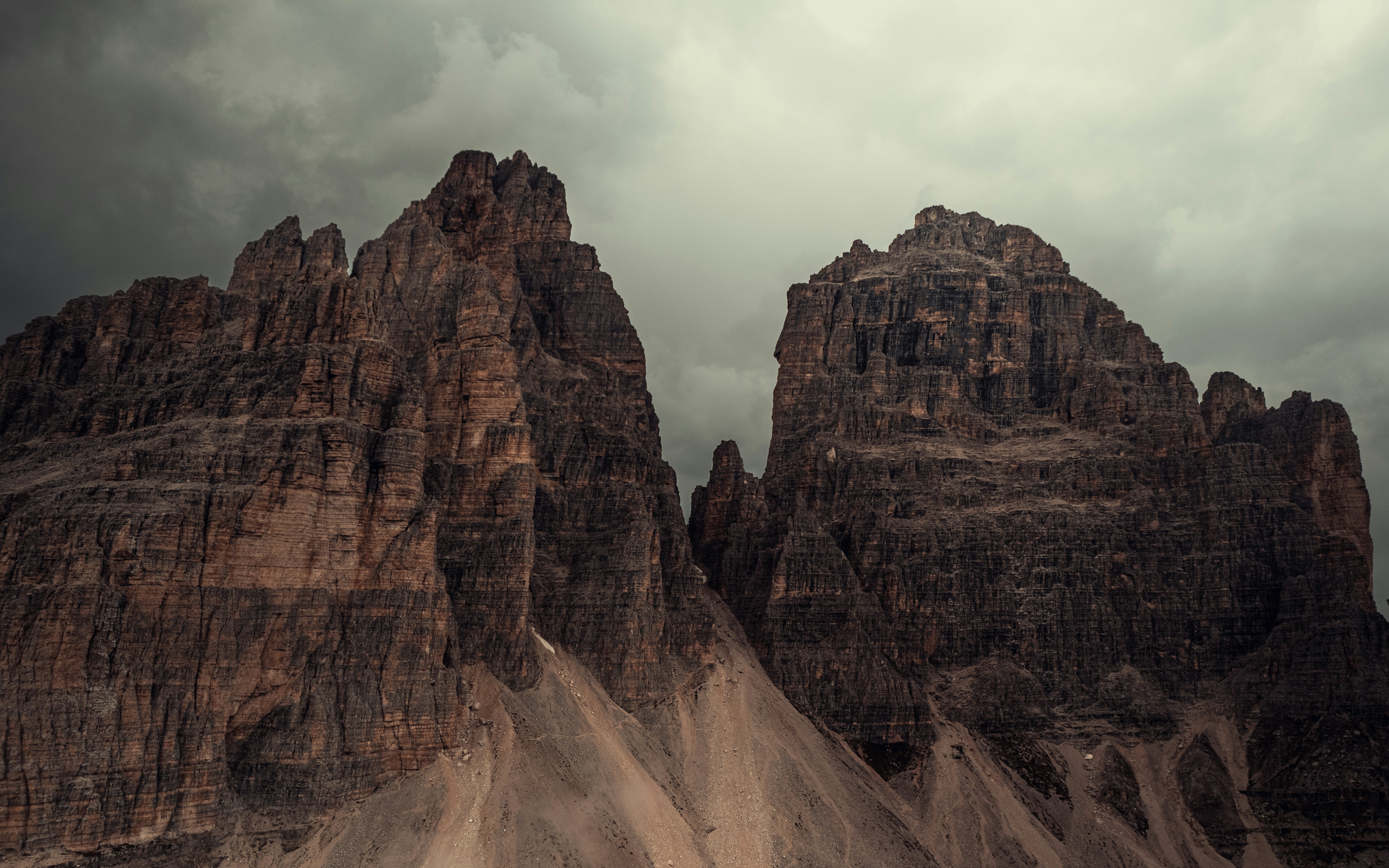 Photo by Radek Skrzypczak with DJI Air 2S