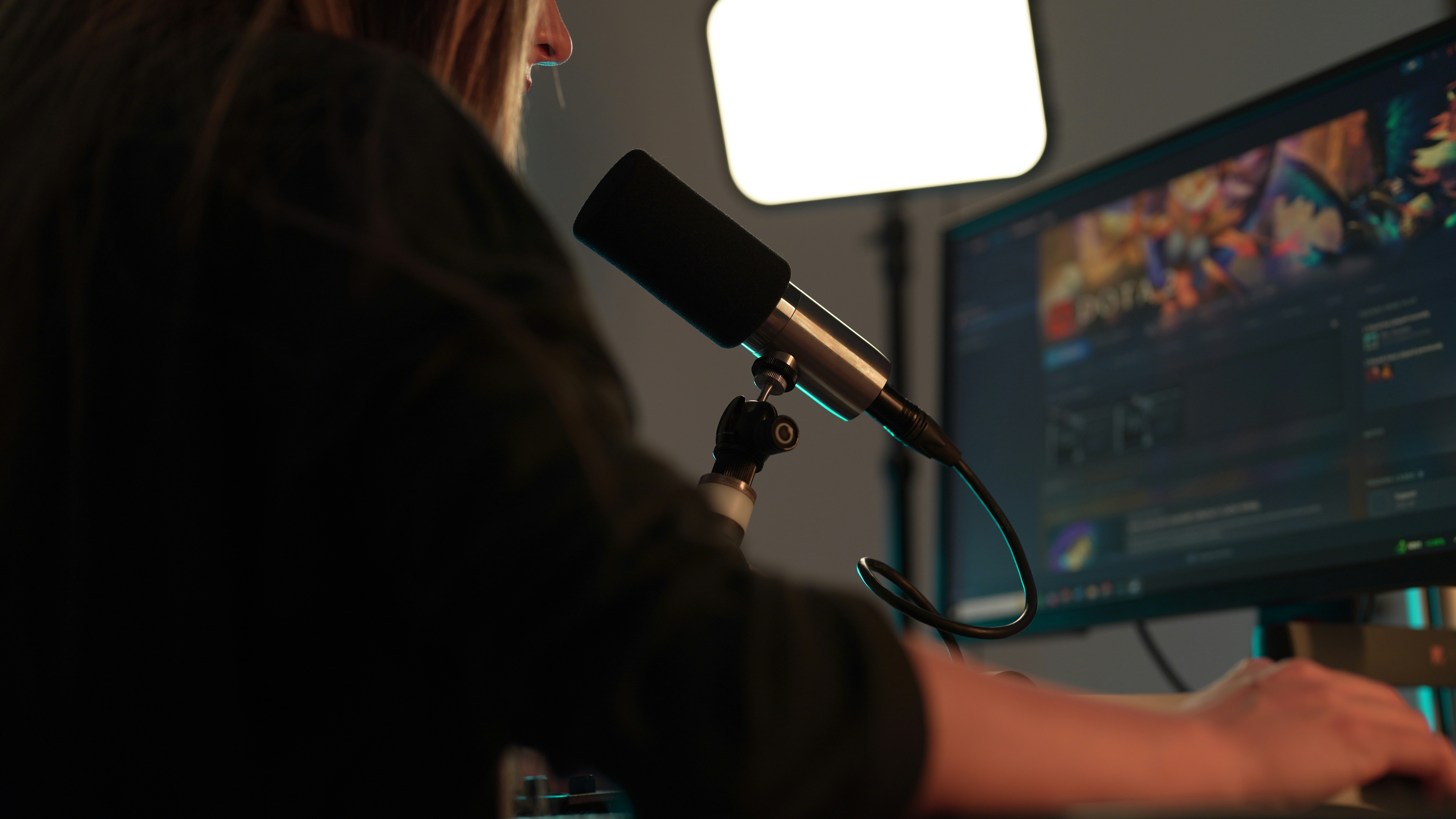 A man in a recording studio with a microphone photo – Free Bucharest ...