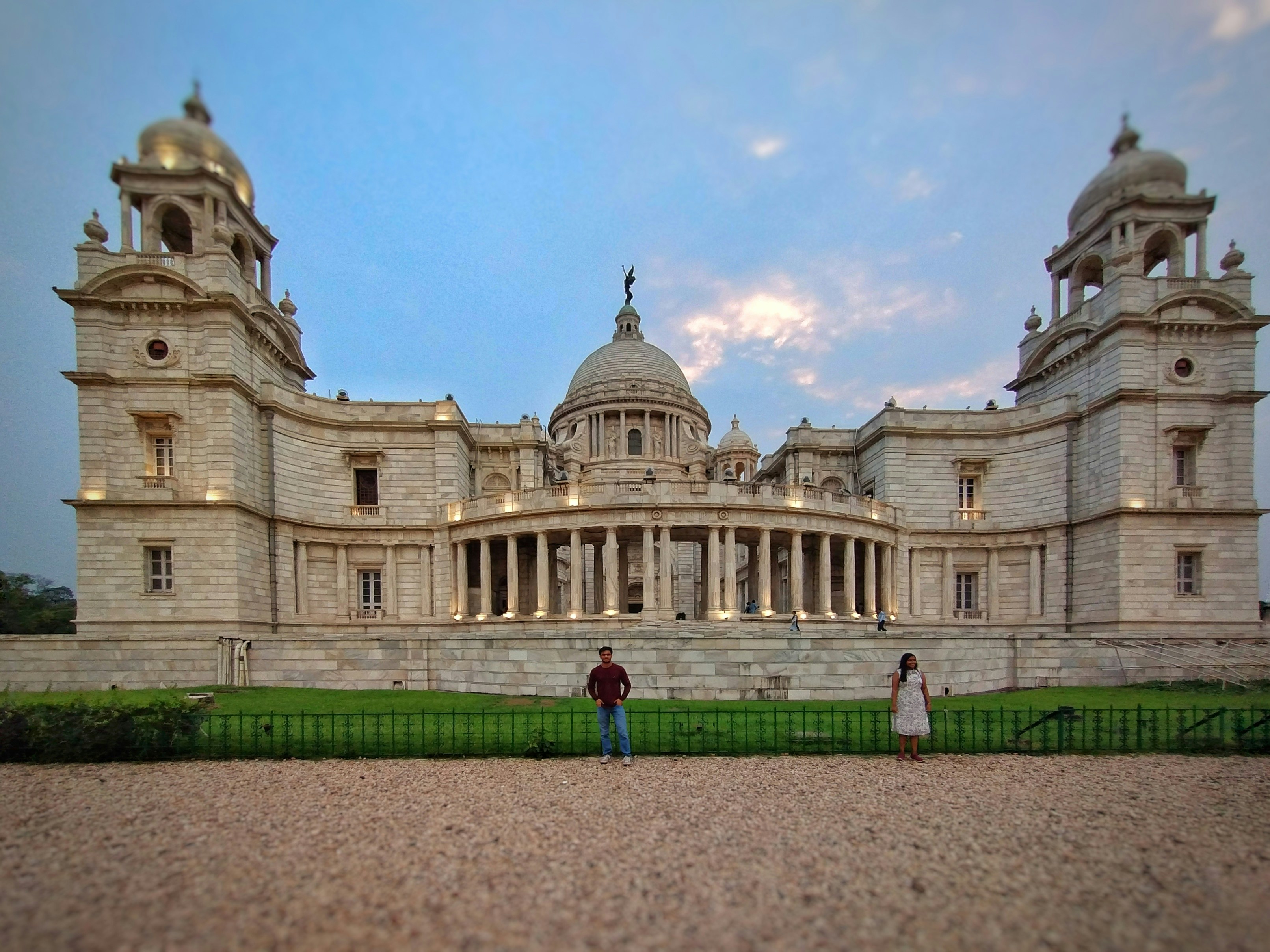 Dome-Centered Symmetry: A Stone Panorama Under a Cerulean Sky