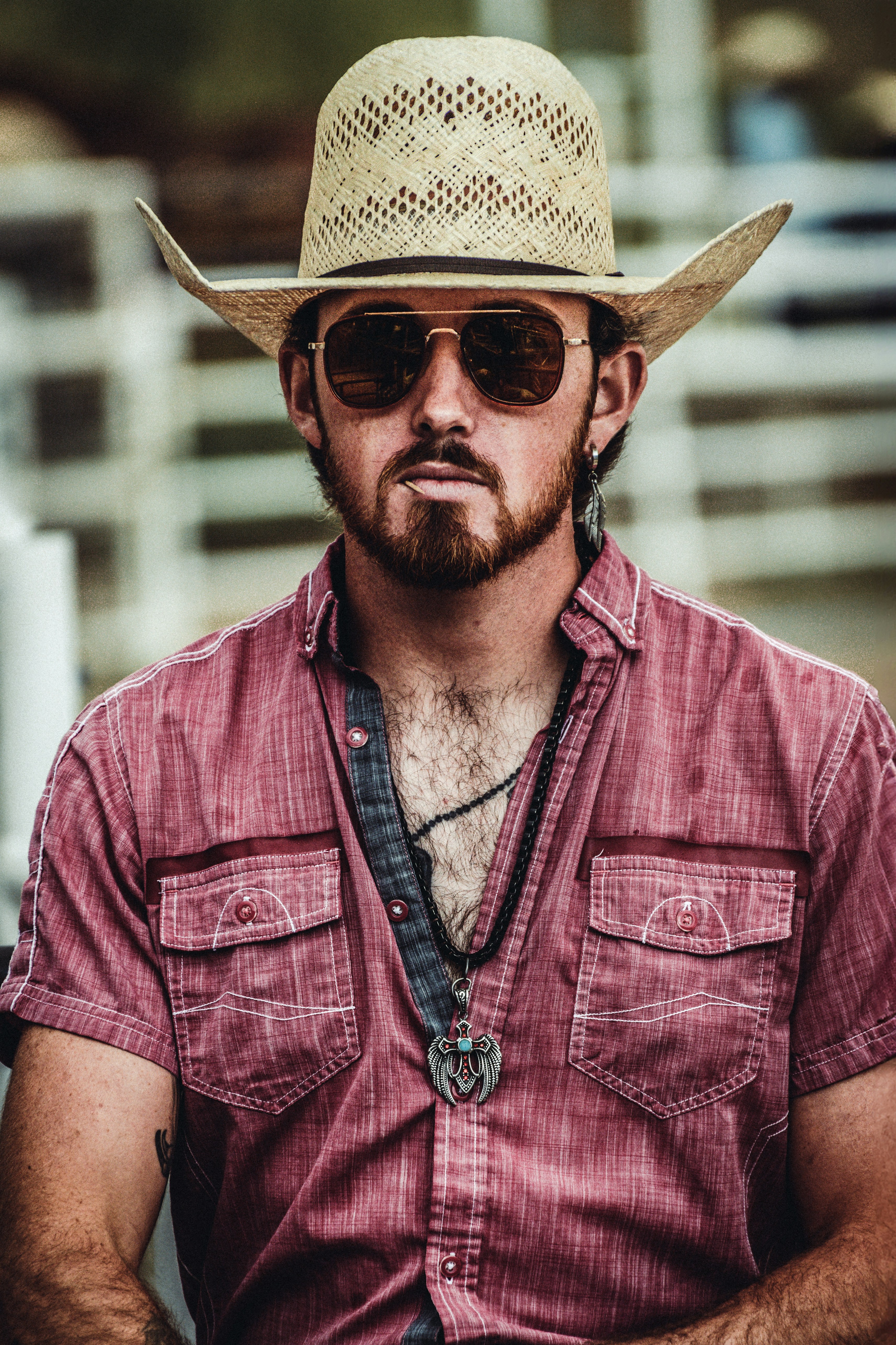A man wearing a cowboy hat and sunglasses photo – Free Bear lake Image ...
