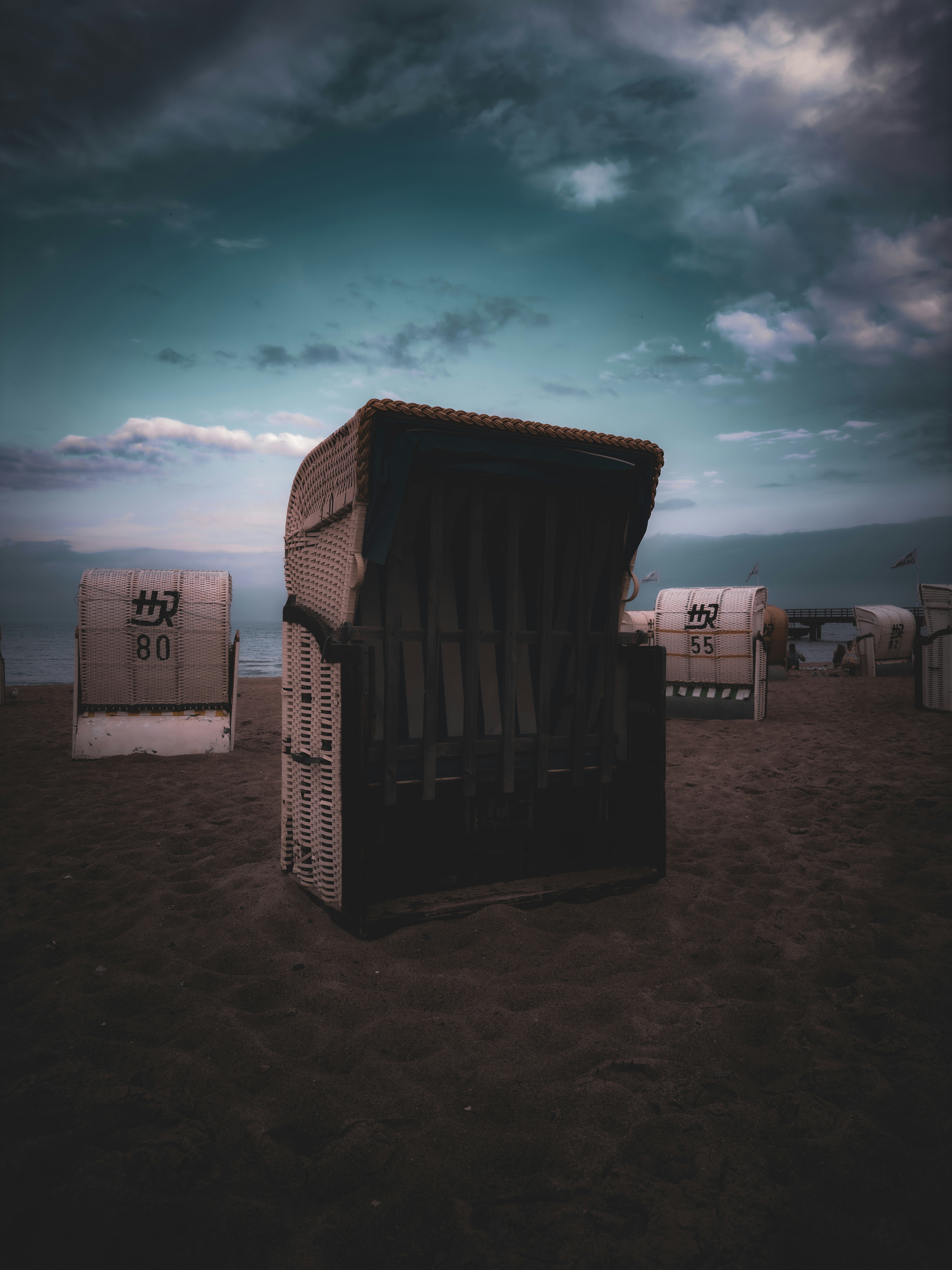 Strandkorb Sentinel under a Turquoise Dusk