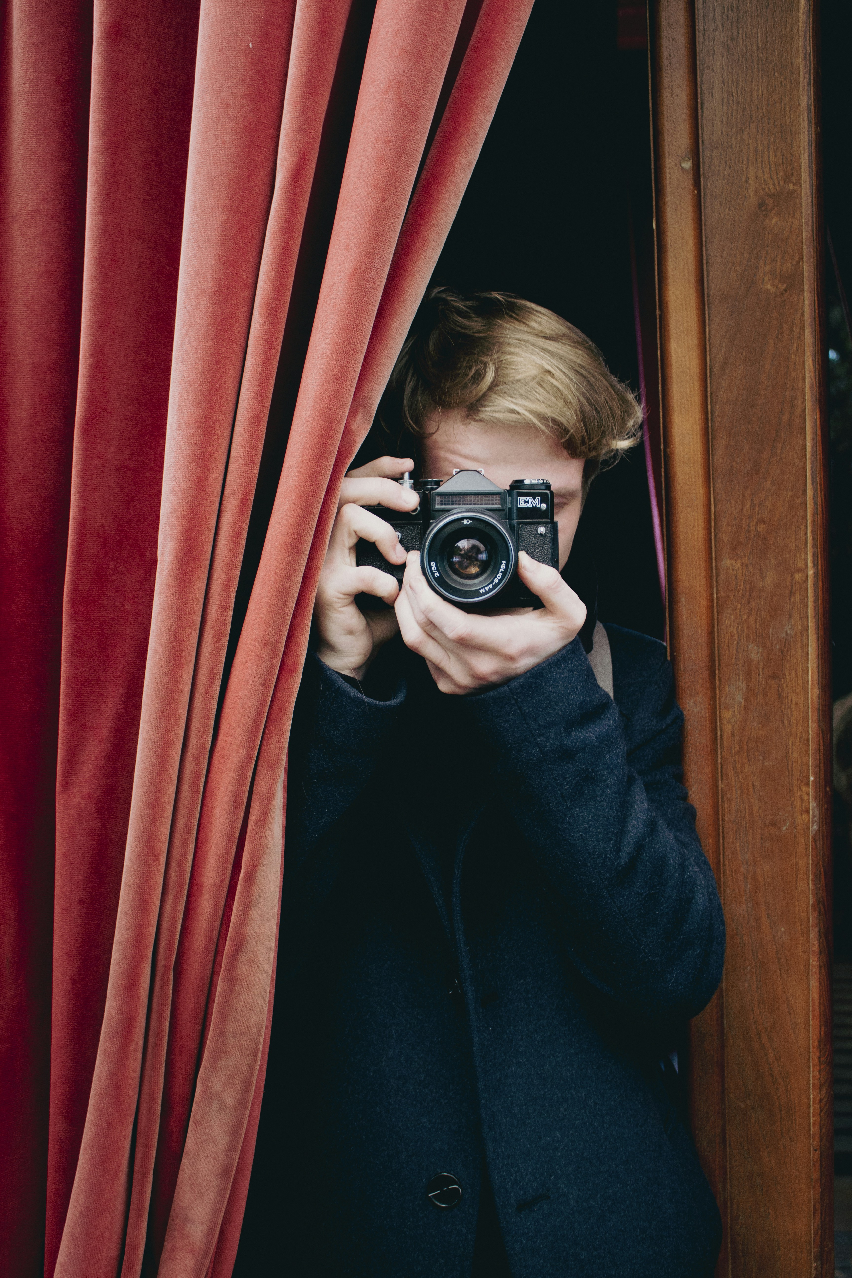 Curtain-call Portrait: Behind the Lens in a Velvet Red Stage