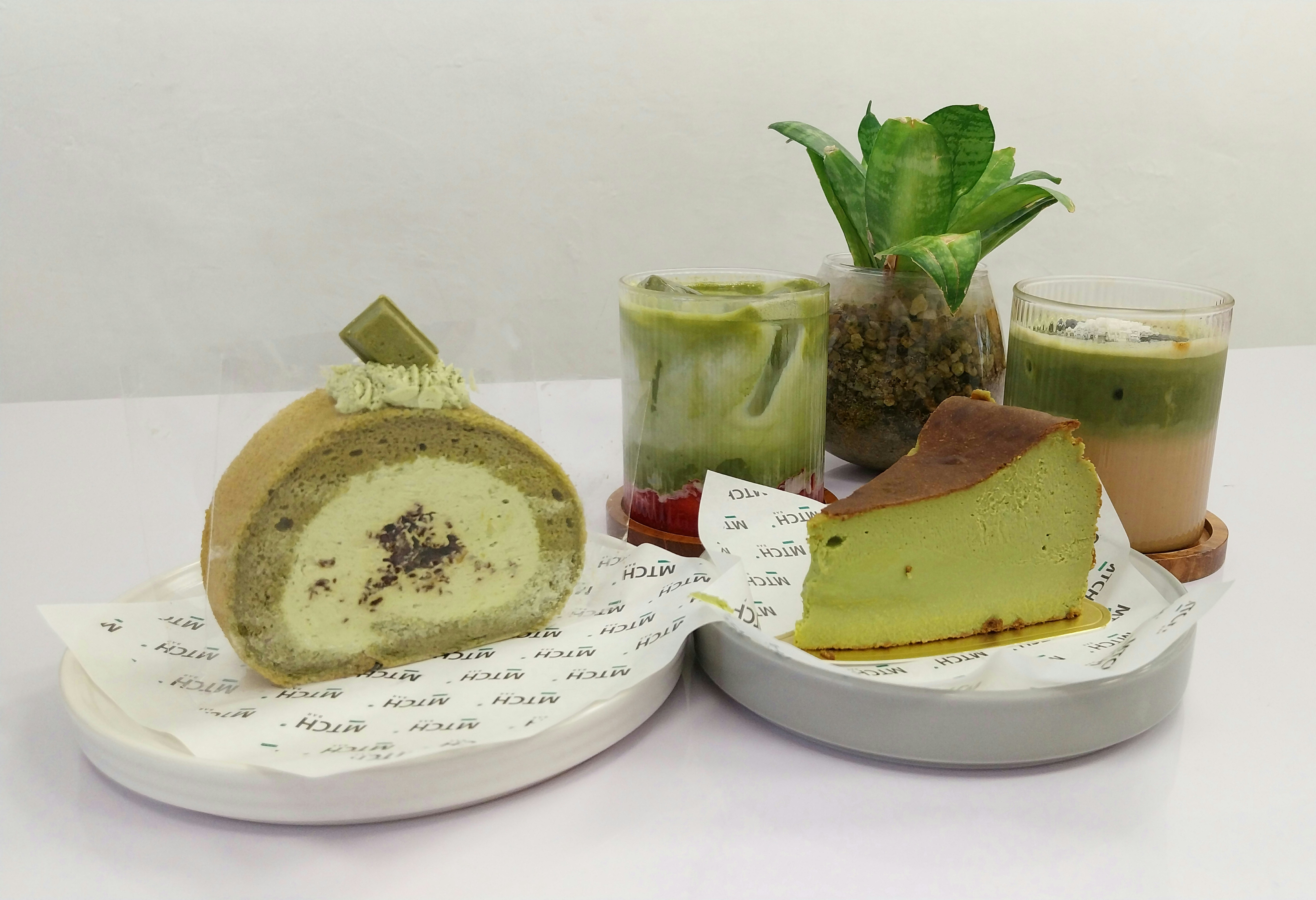 A white plate topped with different types of food photo – Free Mtch ...