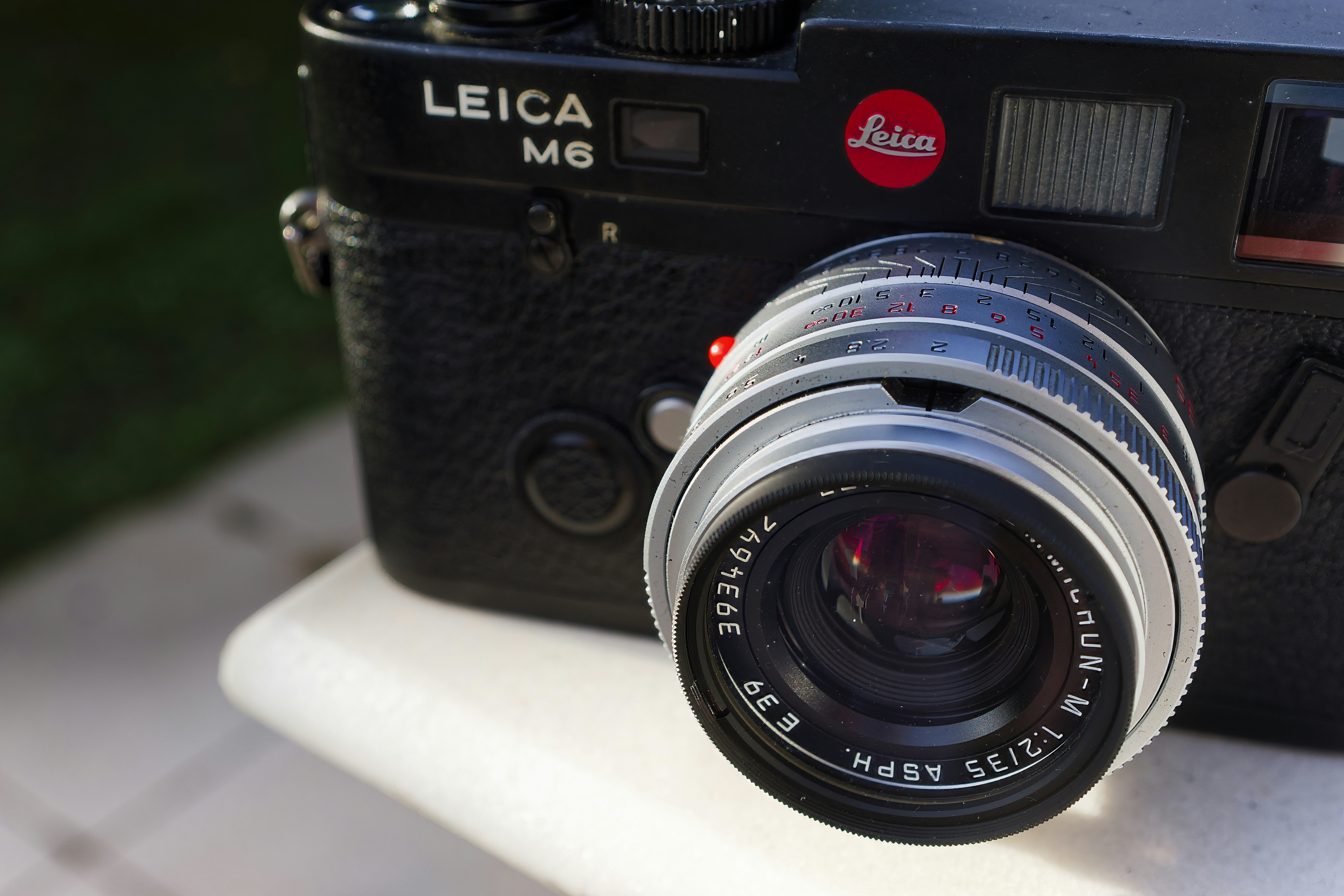 Classic Rangefinder Portrait: Leica M6 with a Sonnar Lens in Focus