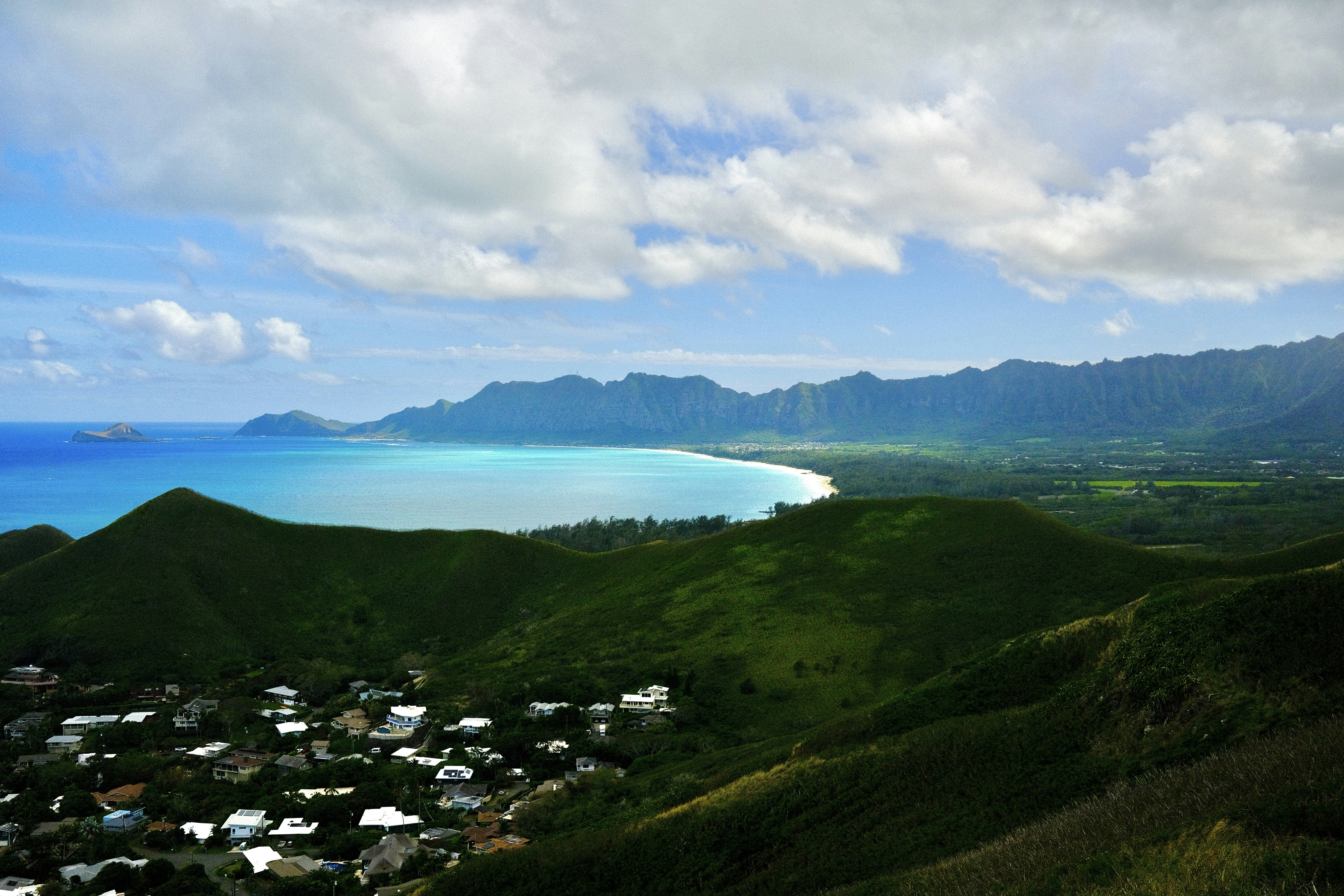 A scenic view of a town and a body of water photo – Free Oahu Image on ...