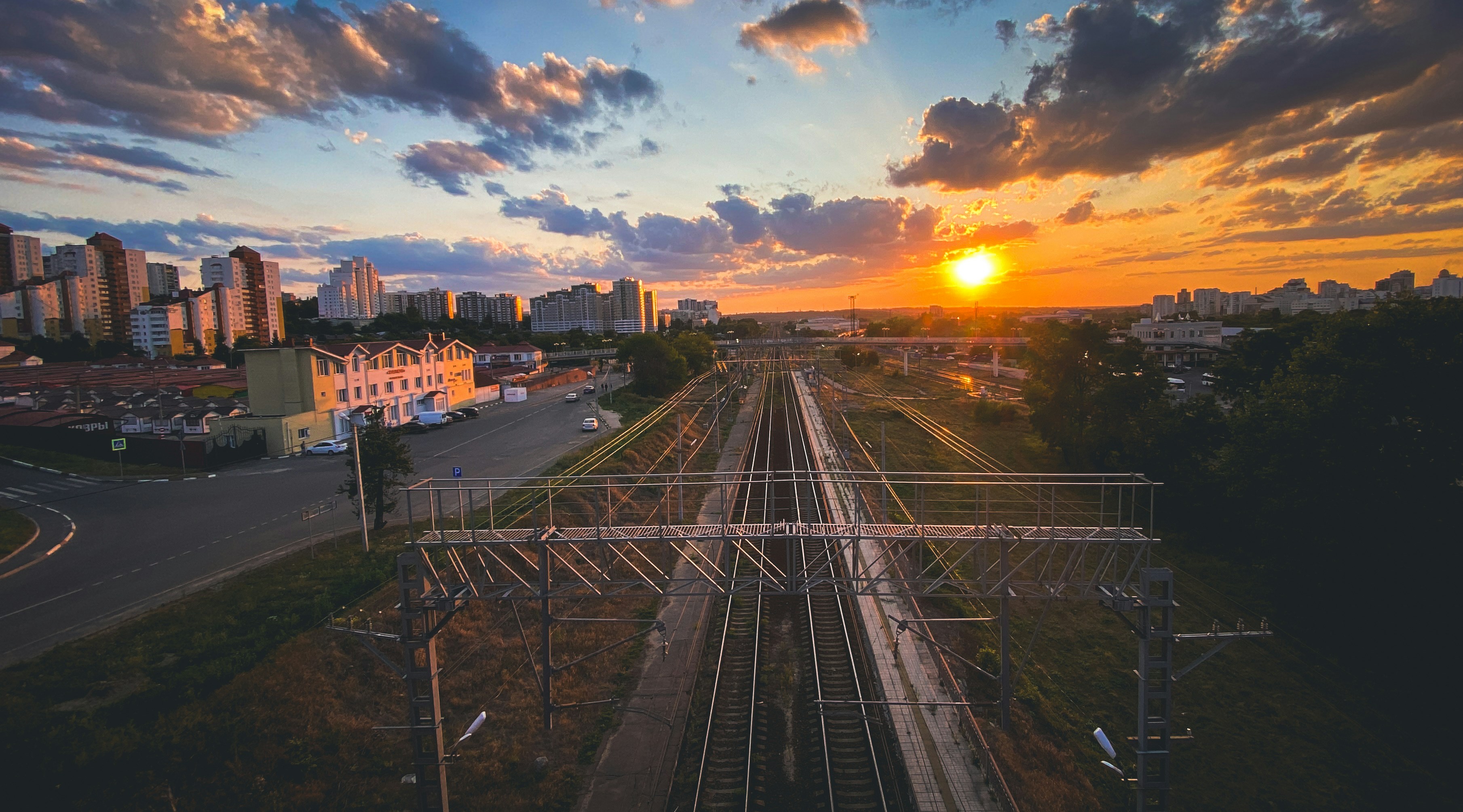 Sunlit Rails: A Converging Journey Toward the Horizon