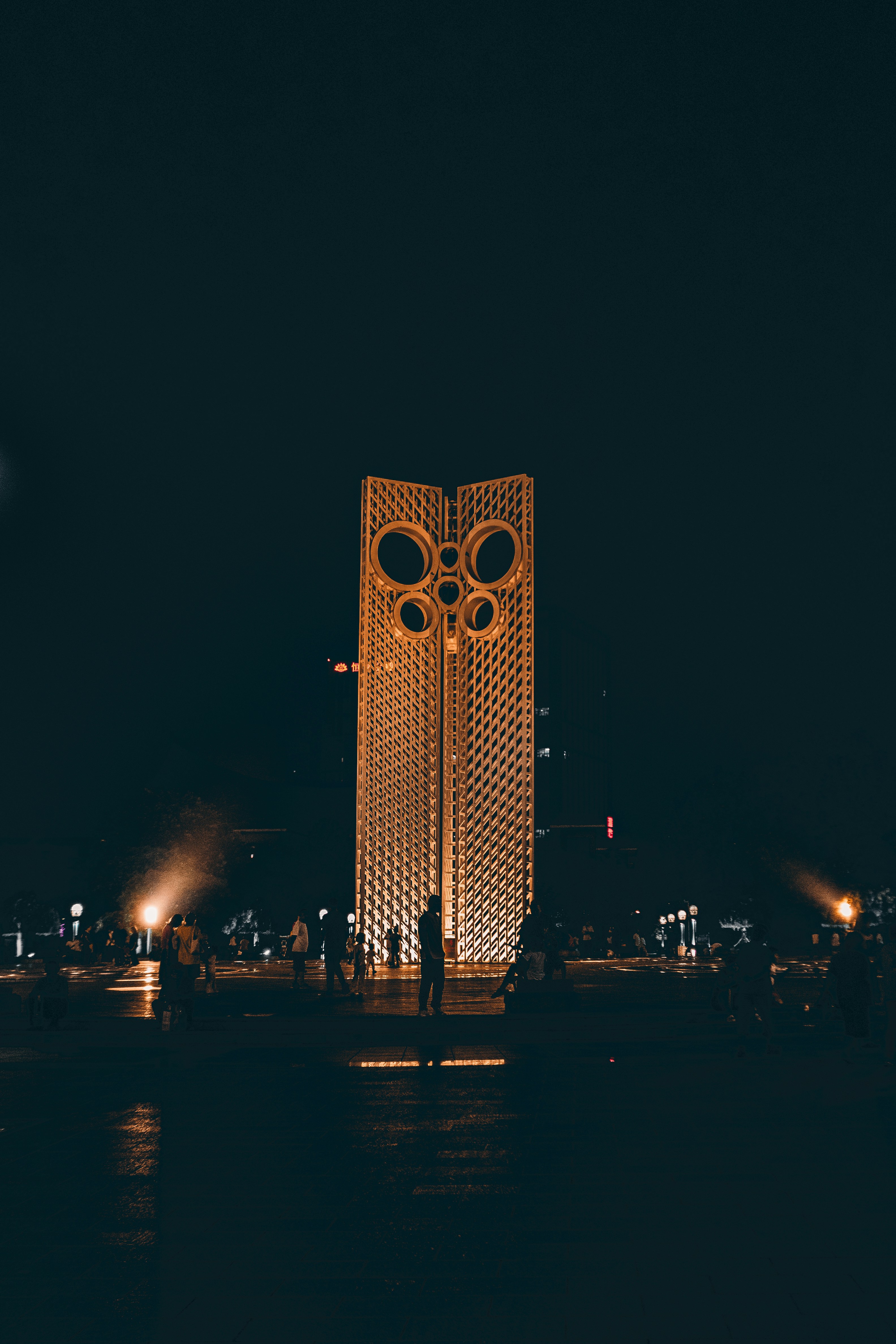 Twin Towers of Light: Night at the Monument