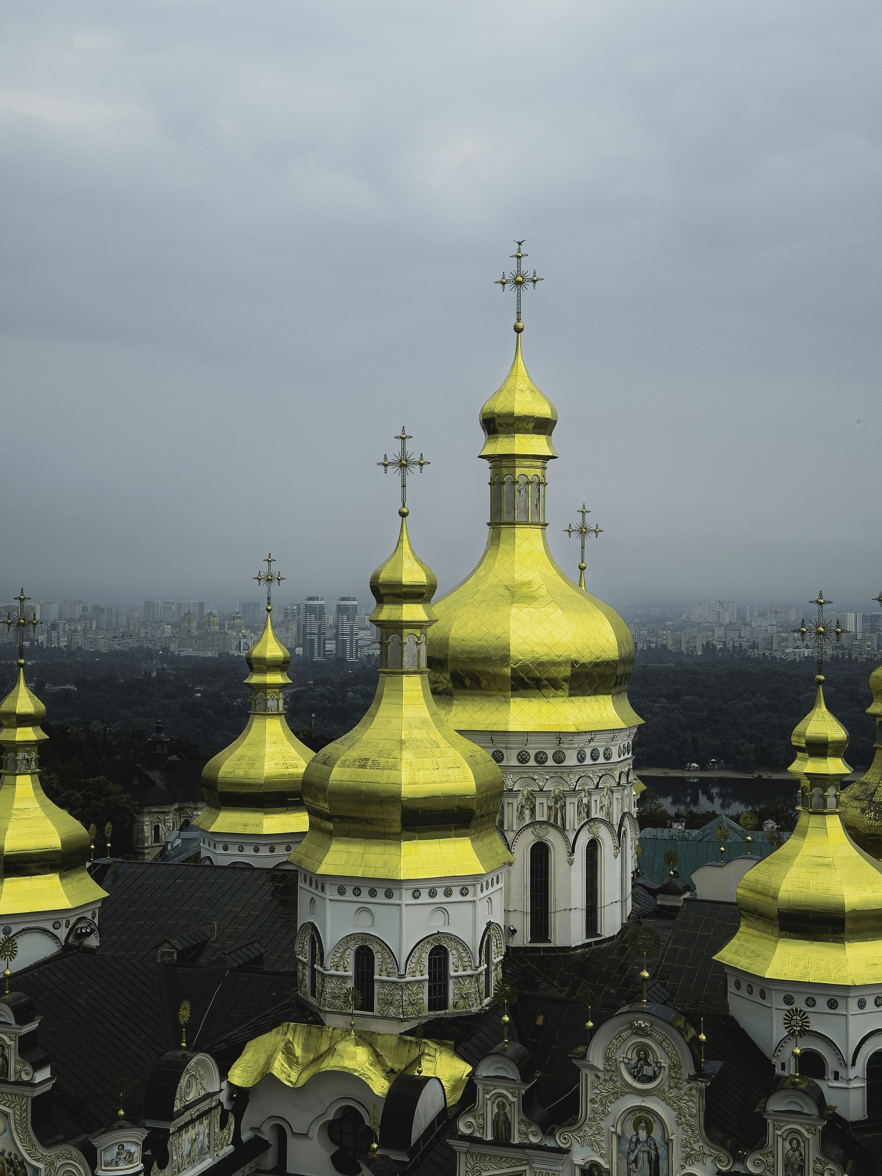 A yellow and white church with a sky background photo – Free Building ...