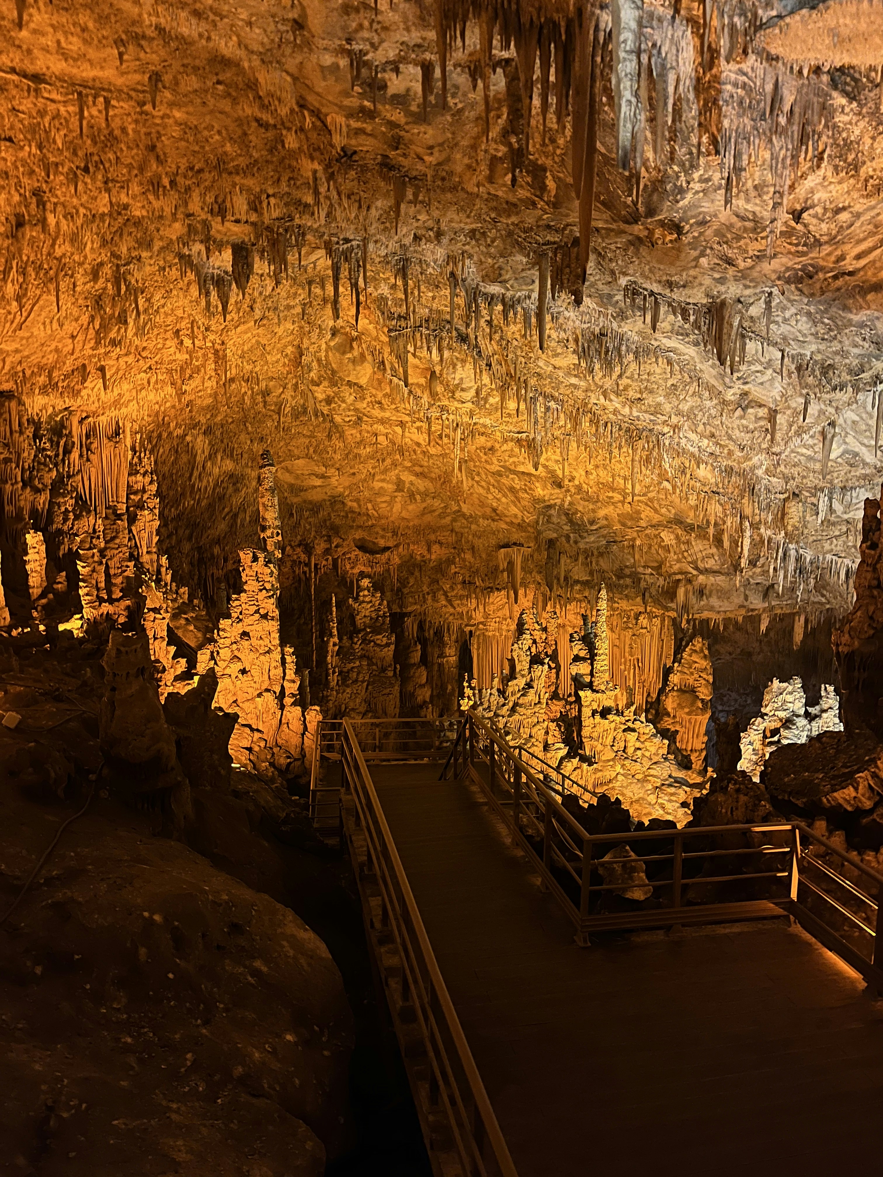 Photo by Hasan Ünal with Apple iPhone 13