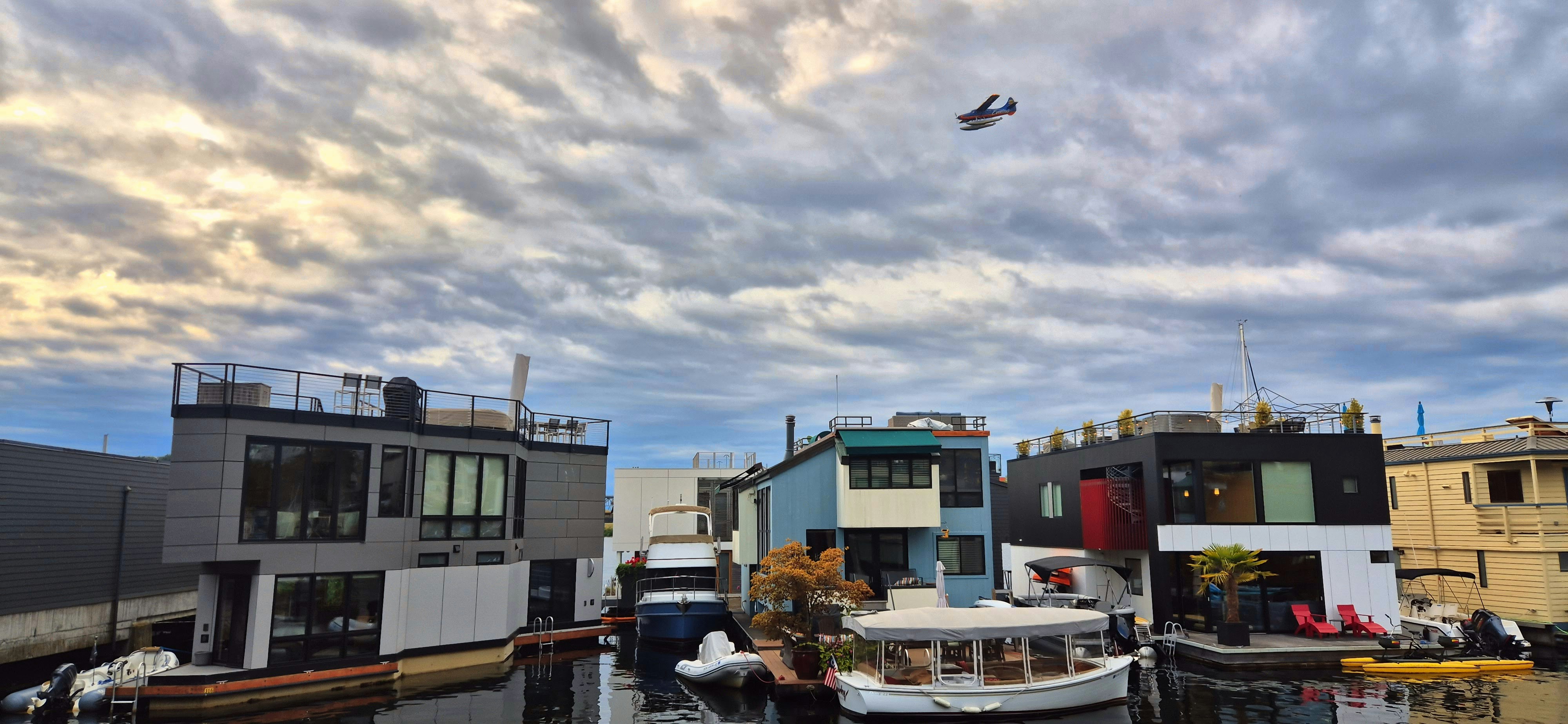 Urban Floating Retreats Amidst a Dynamic Sky