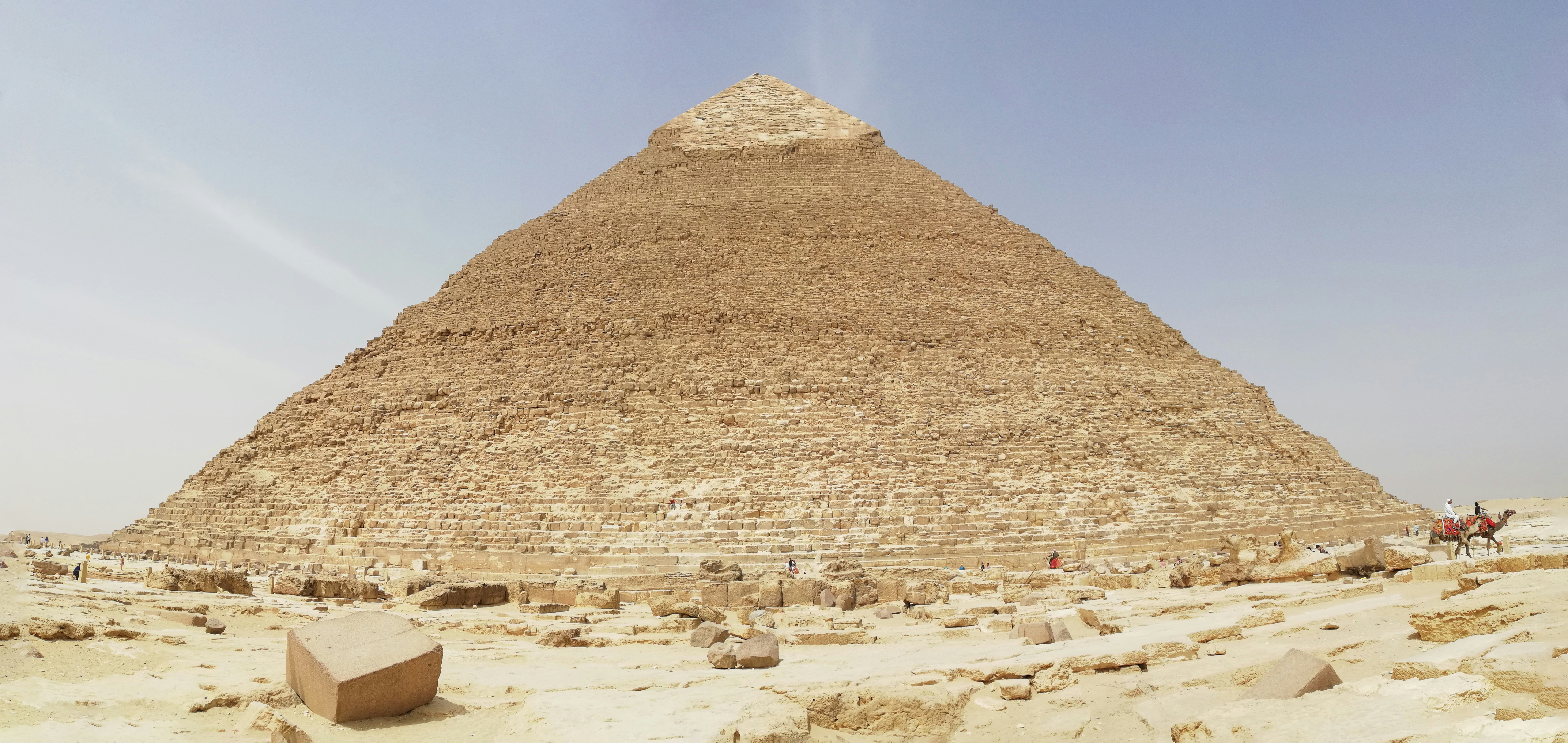 A large pyramid in the desert with a sky background photo – Free ...