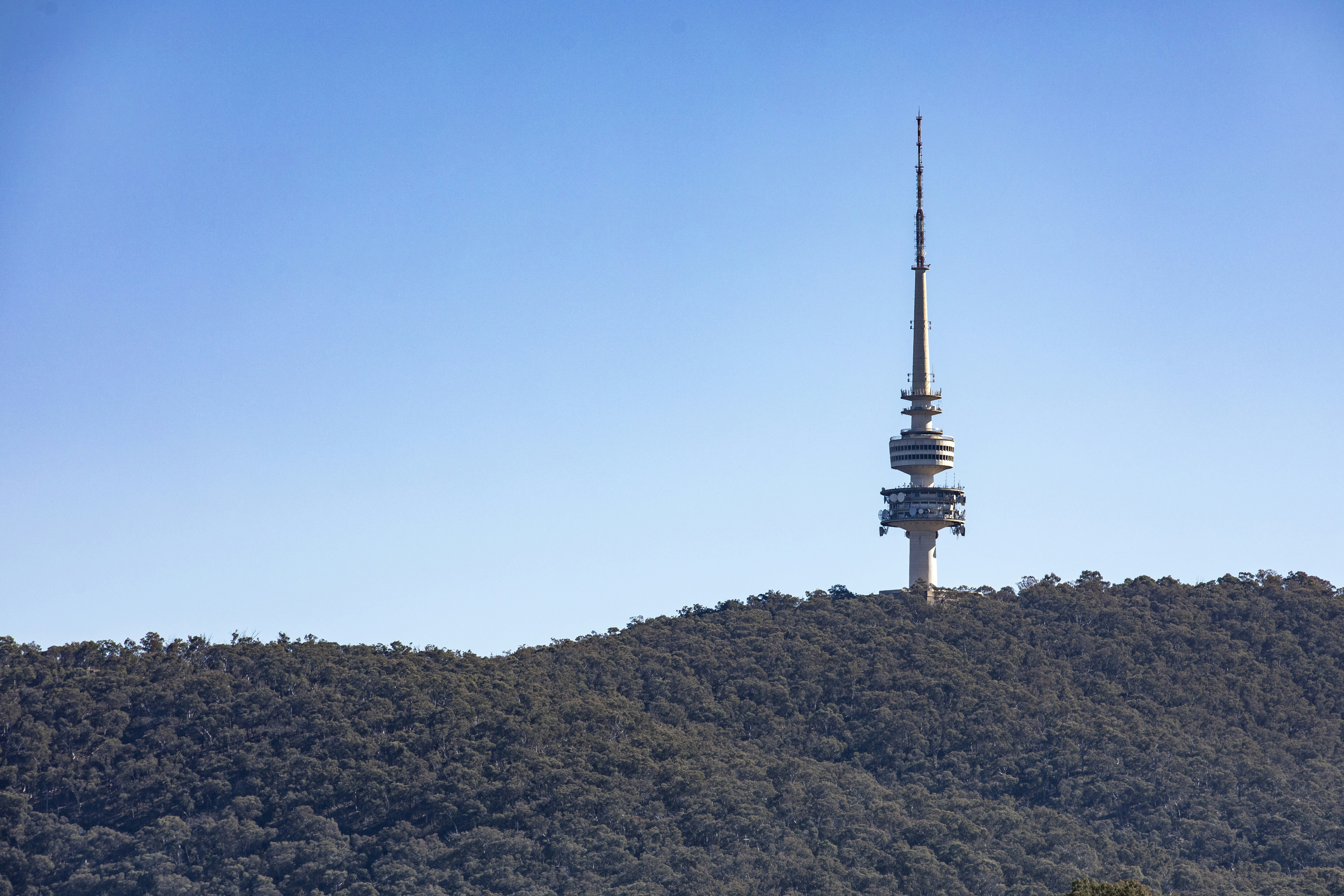 A very tall tower on top of a hill photo – Free Canberra australia ...