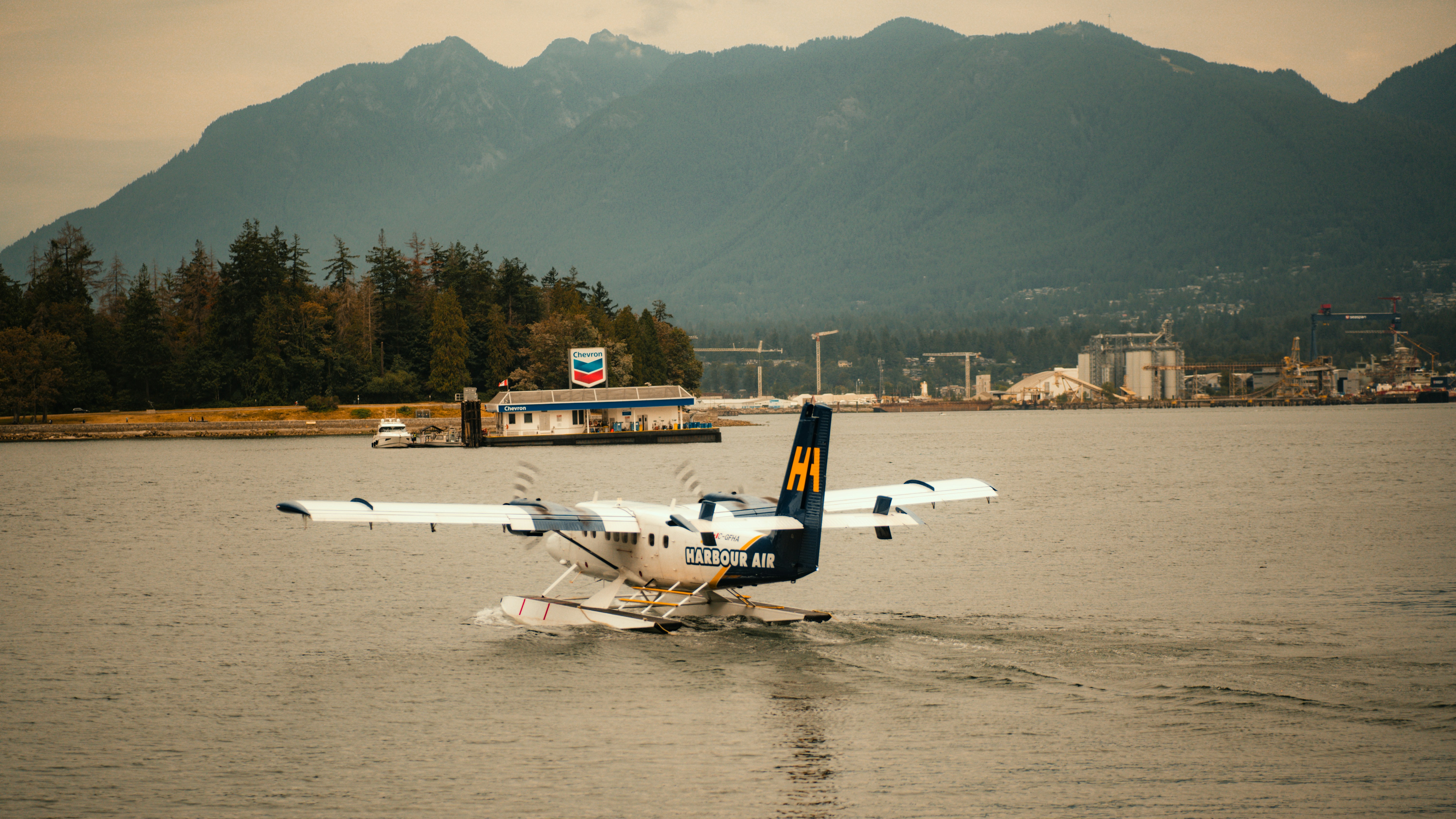 Sea Plane Pictures | Download Free Images on Unsplash