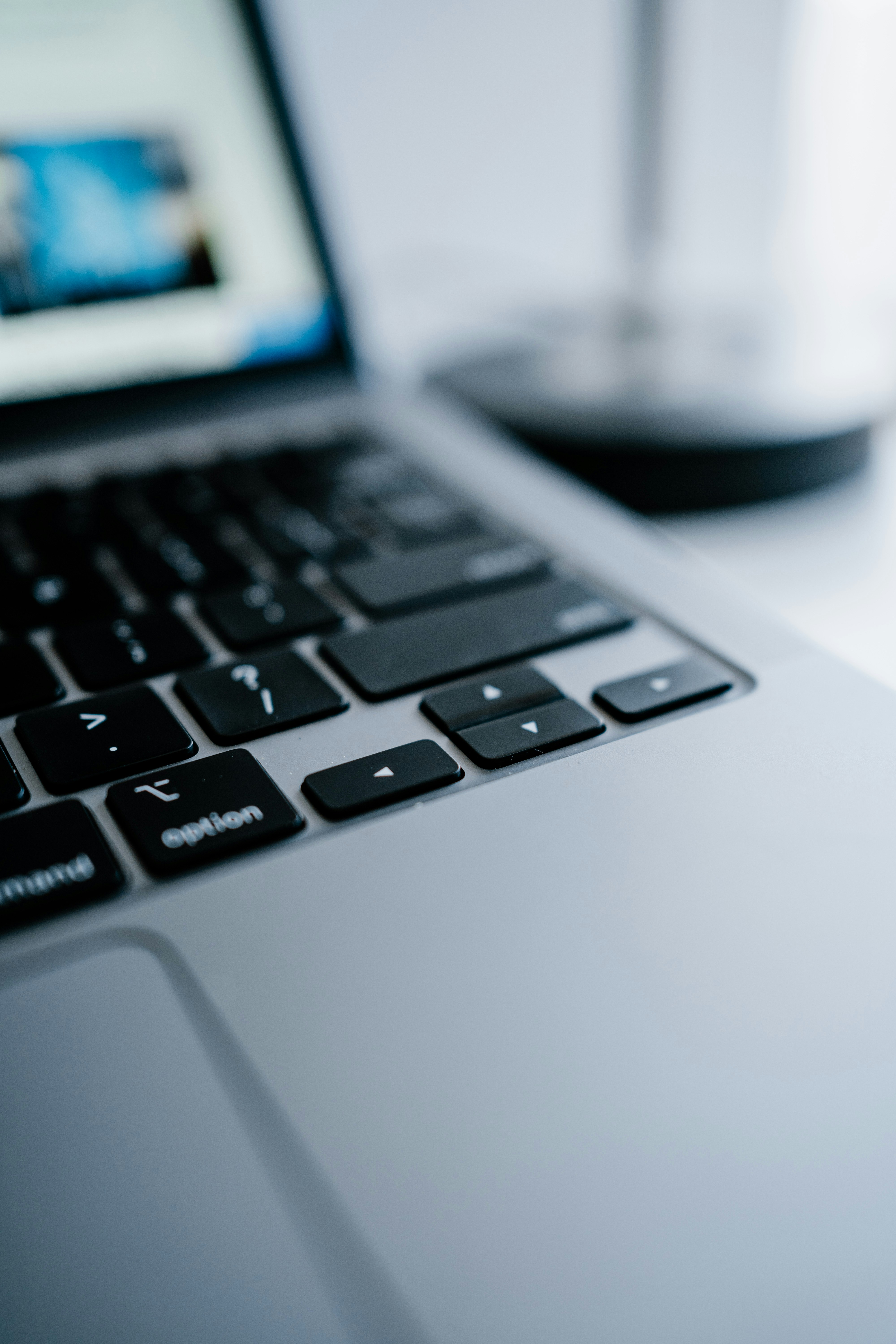 A close up of a laptop computer keyboard photo – Free Polska Image on ...