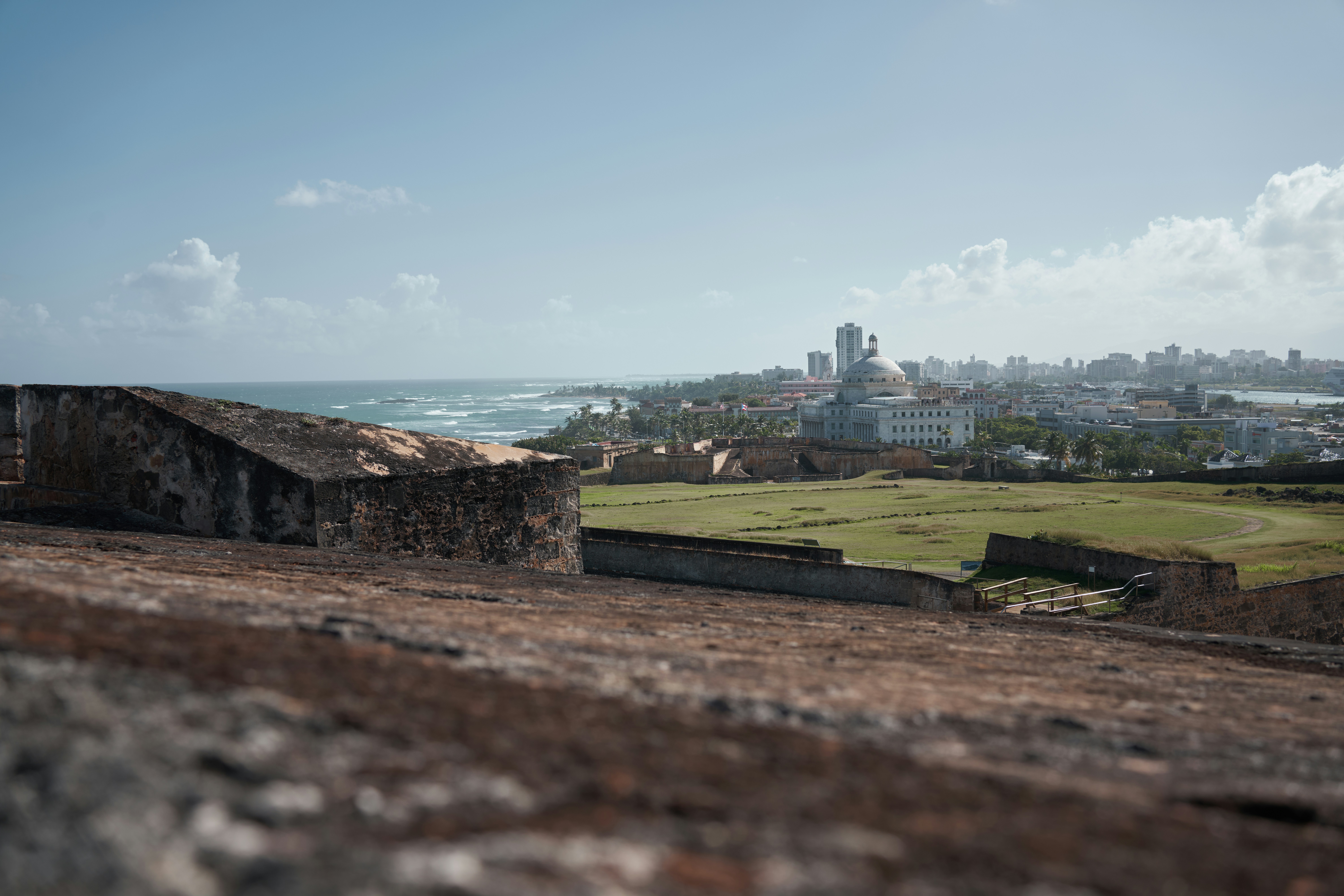 Fortress Foreground, Dome-Crowned Horizon: A Coastal City Revealed