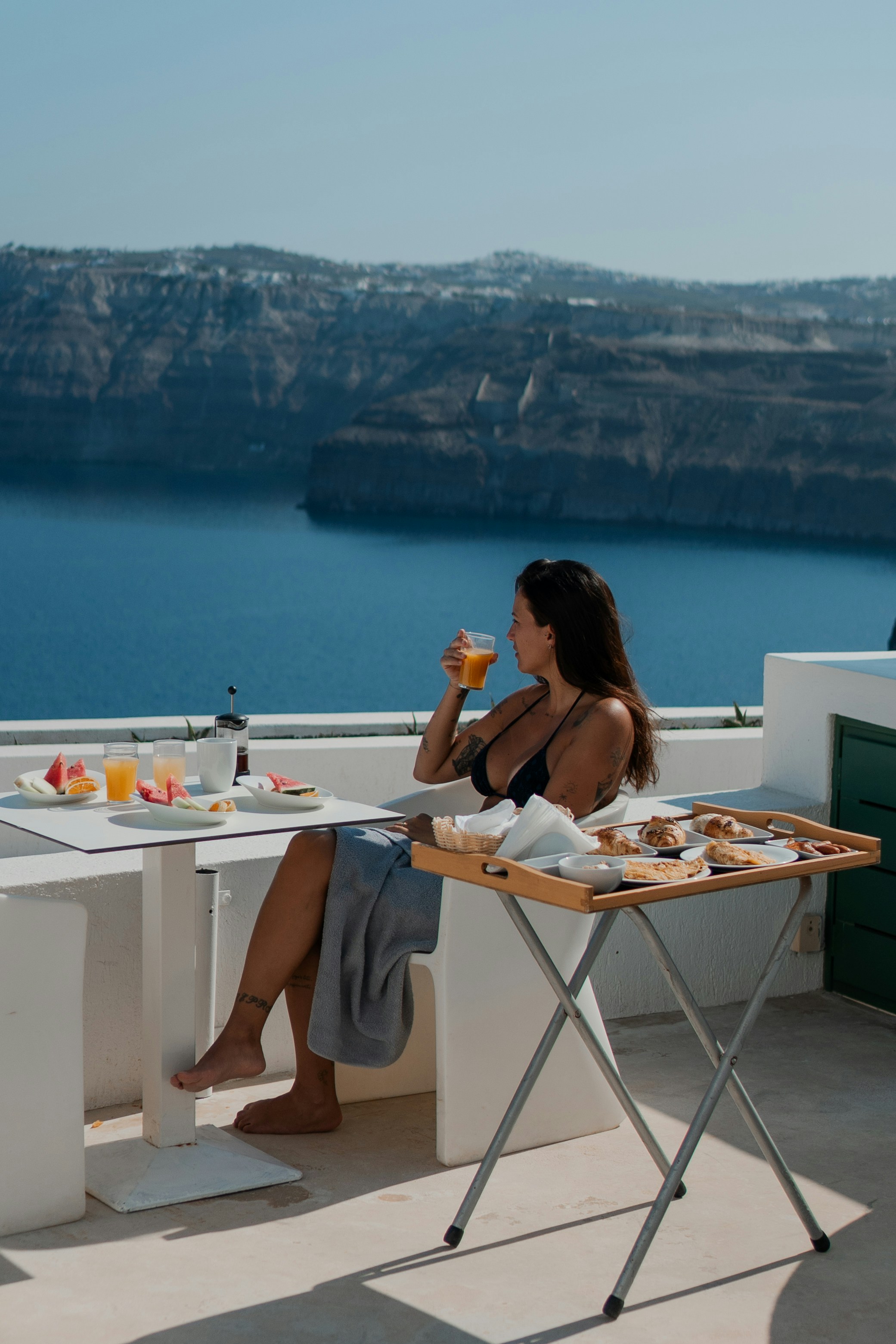 Breakfast by the Aegean: Quiet Morning on a Cliffside Terrace