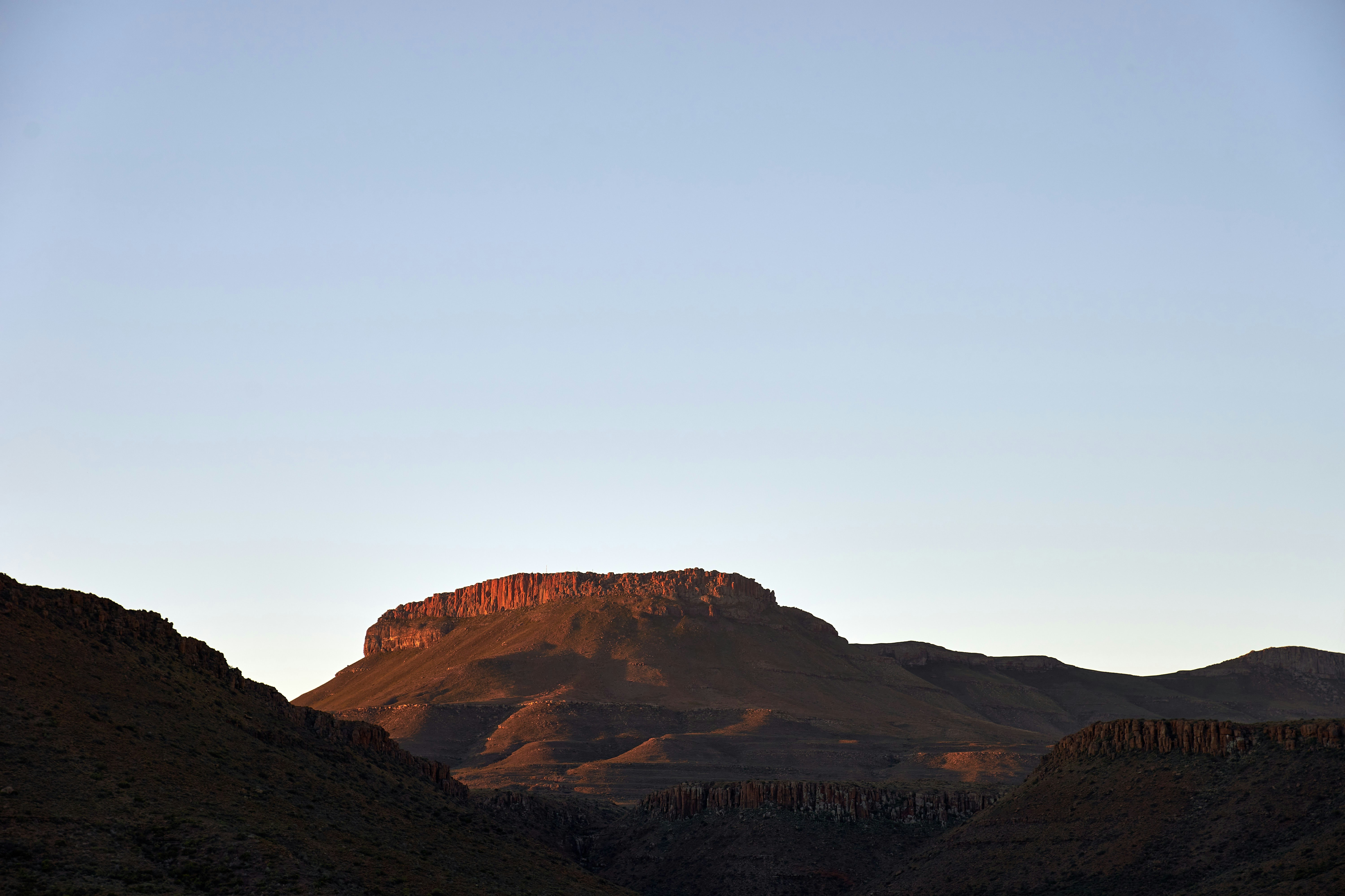 A view of a mountain in the distance photo – Free Nature Image on Unsplash