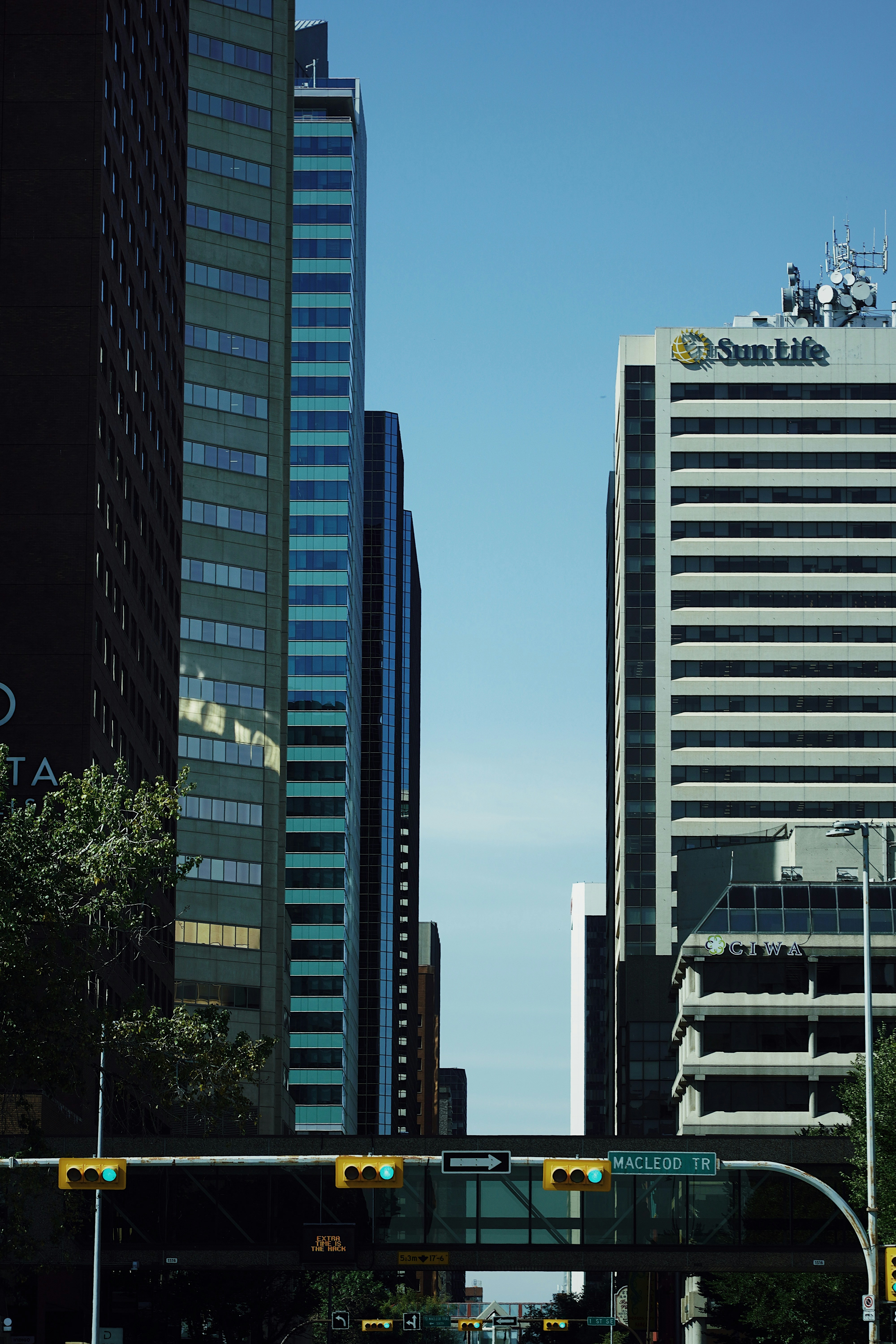 Between Giants: Sky-Threaded Gap in Downtown Calgary
