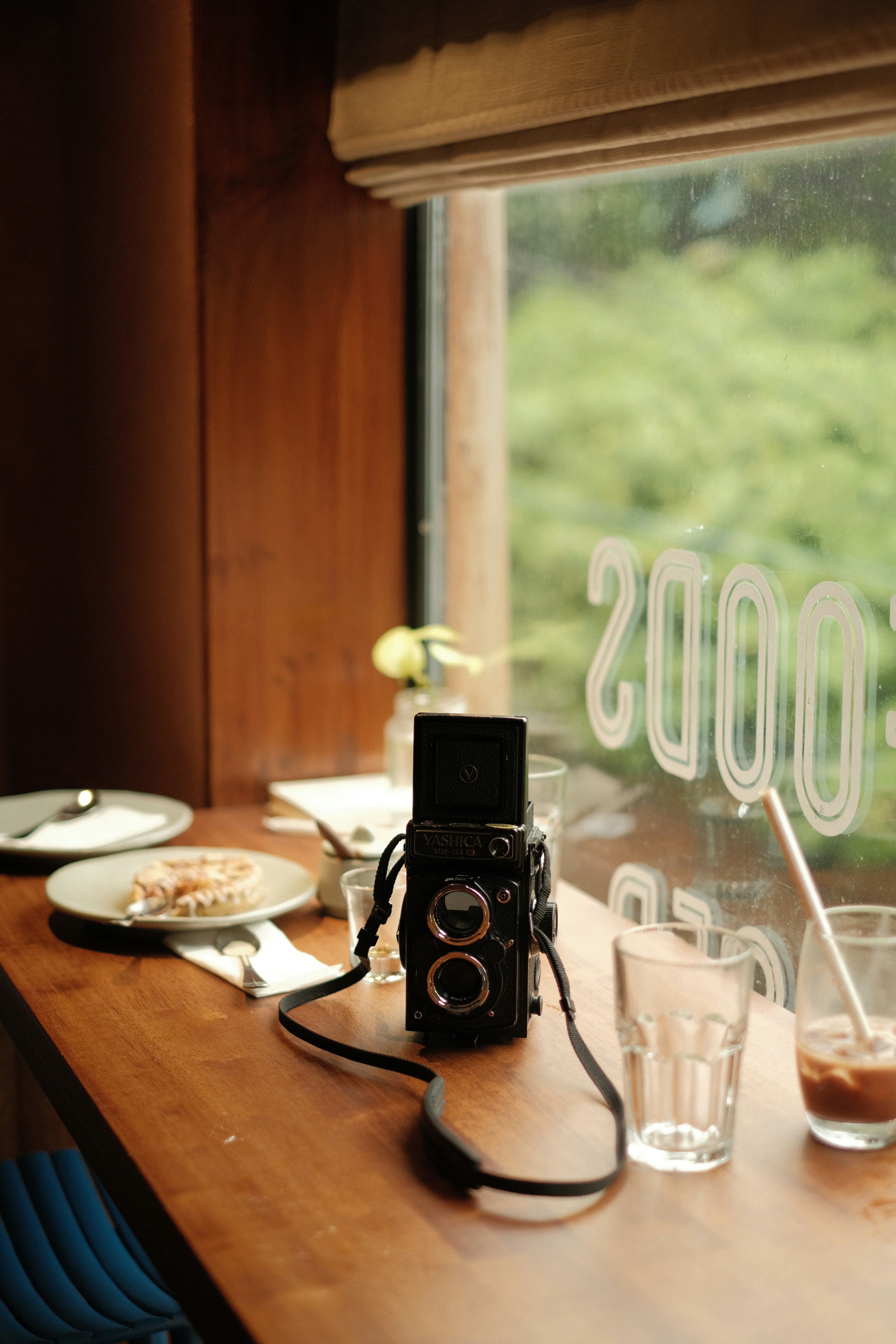 Vintage Viewfinder: A Classic Twin-Lens on a Window-Light Table