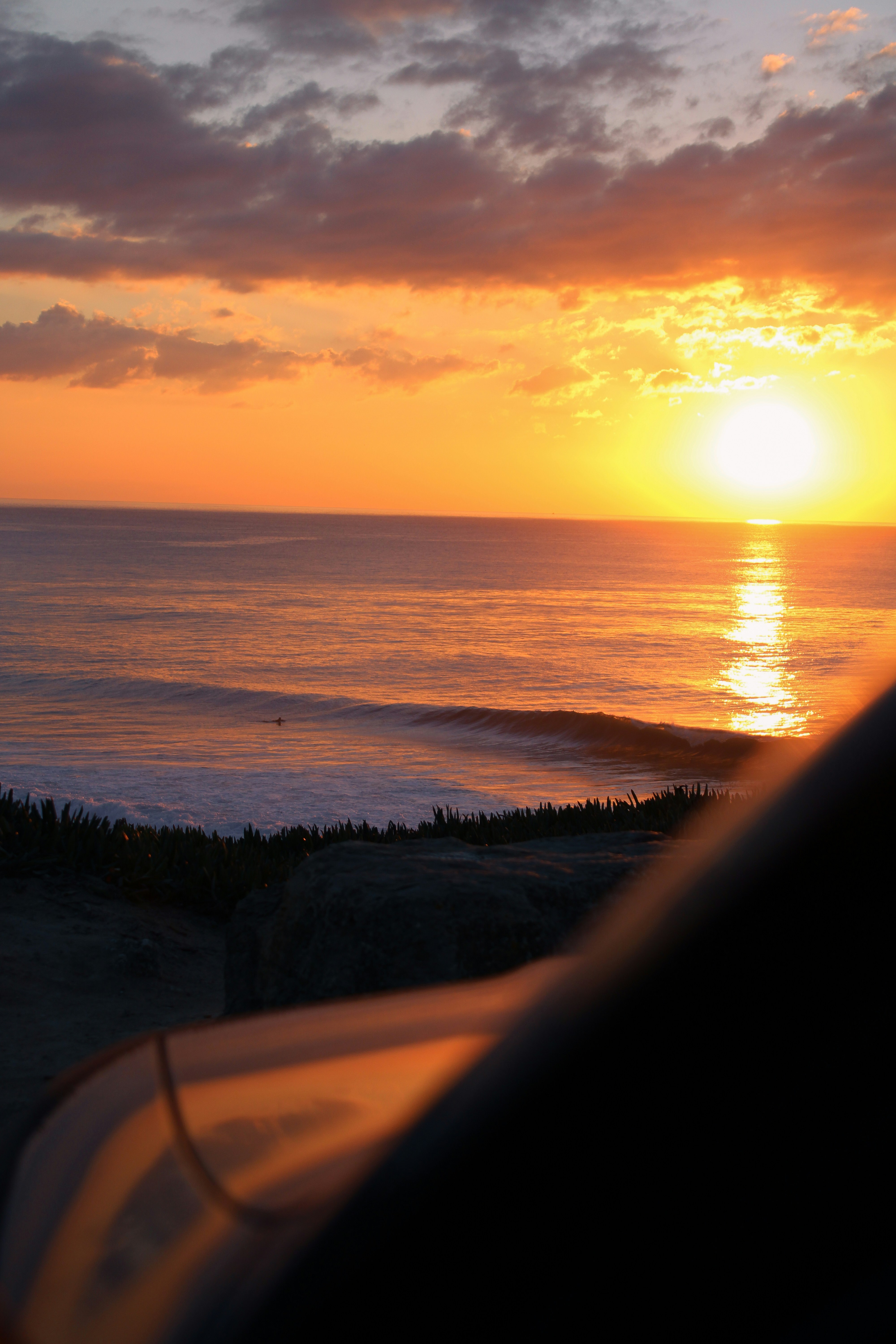 Horizon in Gold: Sunset Over a Quiet Sea