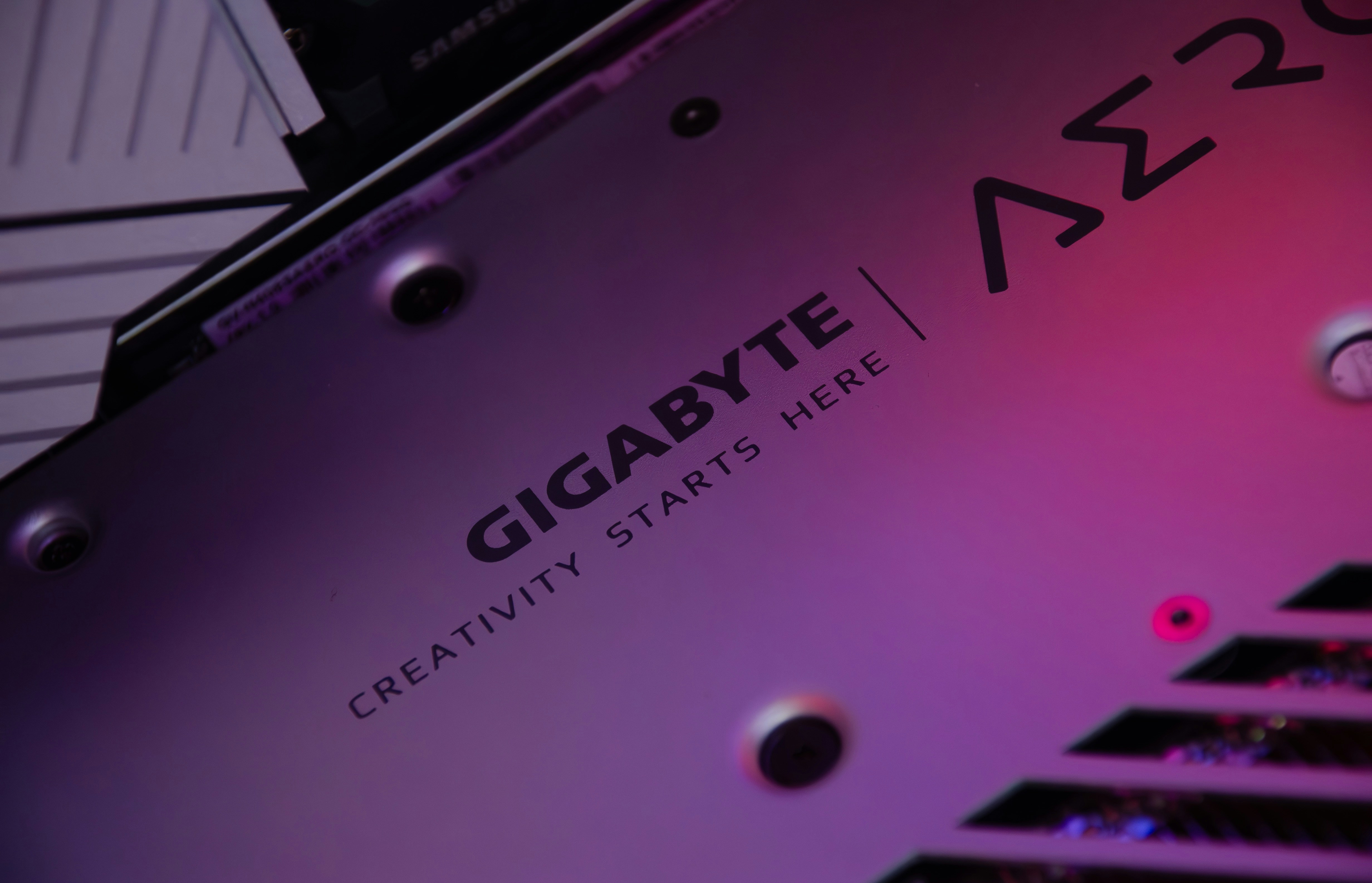 A close up of a metal plate with numbers on it photo – Free Computer ...