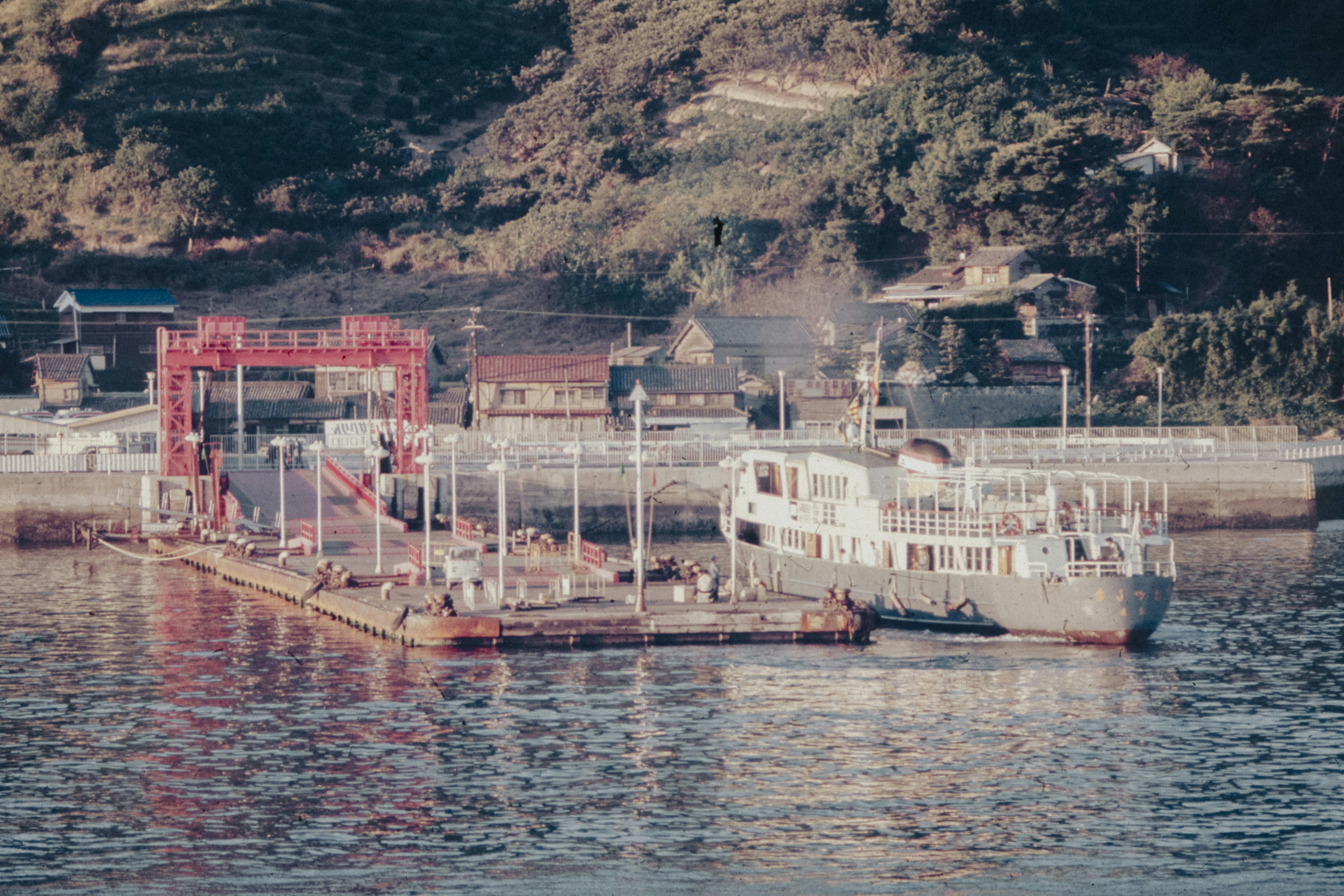 Calypso Gypsy Boat Fire Pictures | Download Free Images on Unsplash