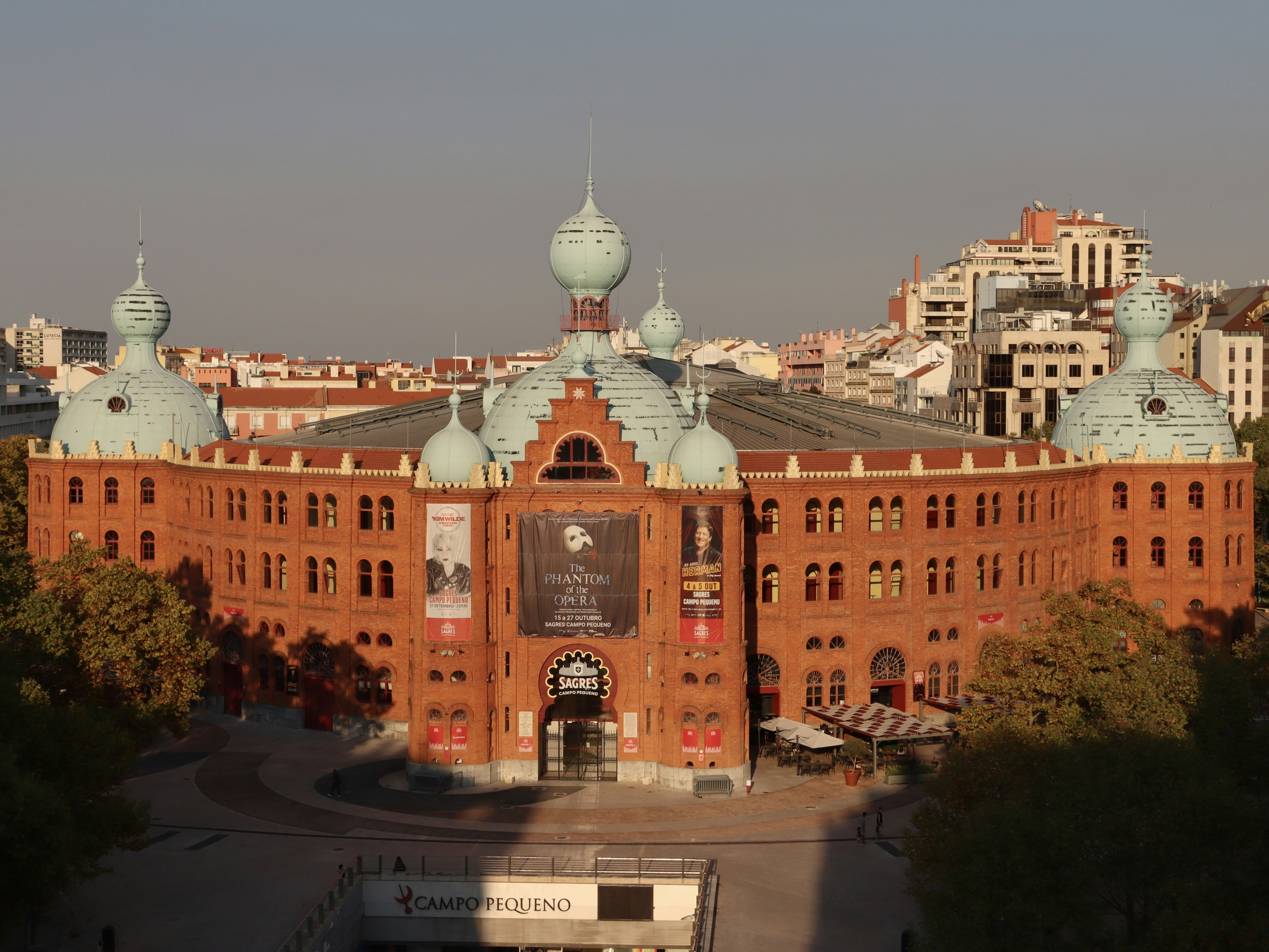 Architectural Harmony: A Glimpse of Madrid's Historical Venue