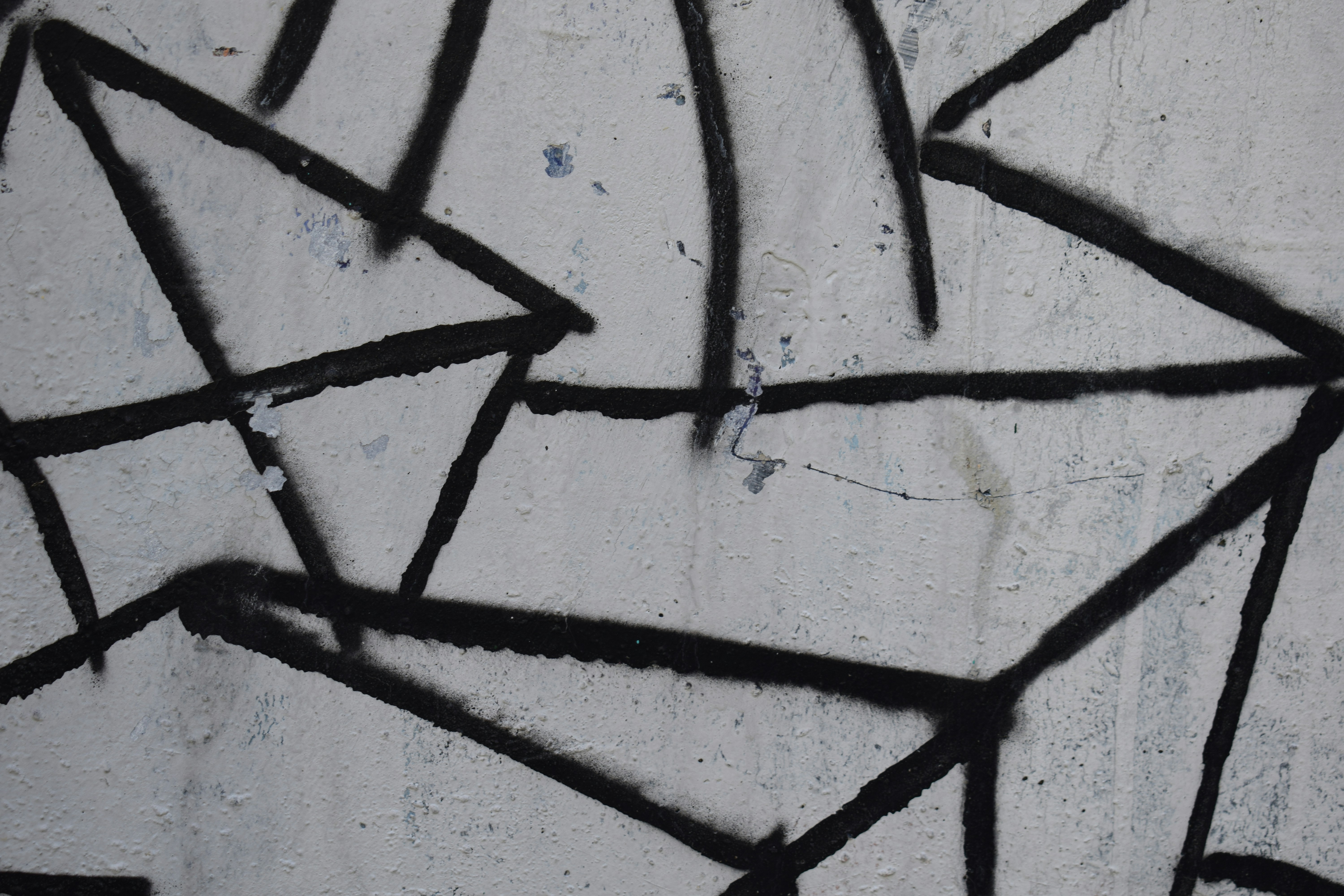A white wall with black lines on it photo – Free Wall Image on Unsplash