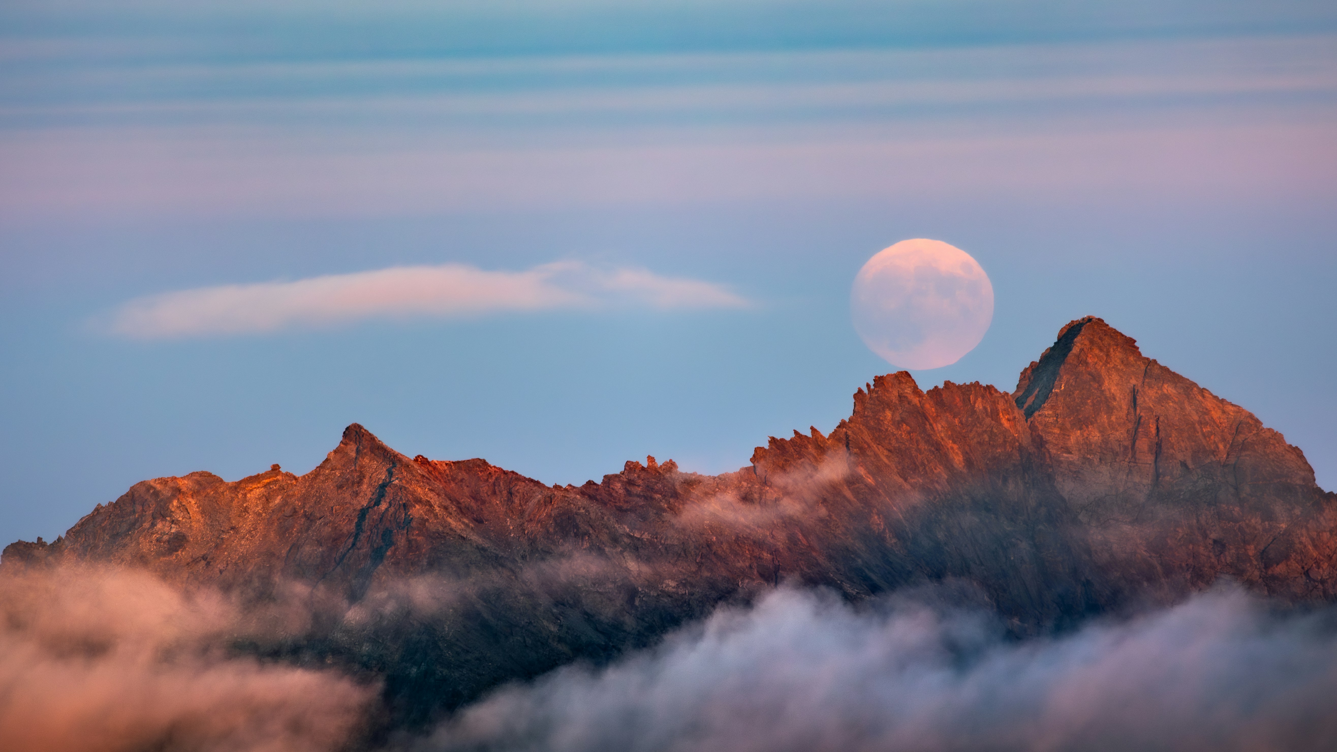 A full moon rising over a mountain range photo – Free Staffal Image on ...