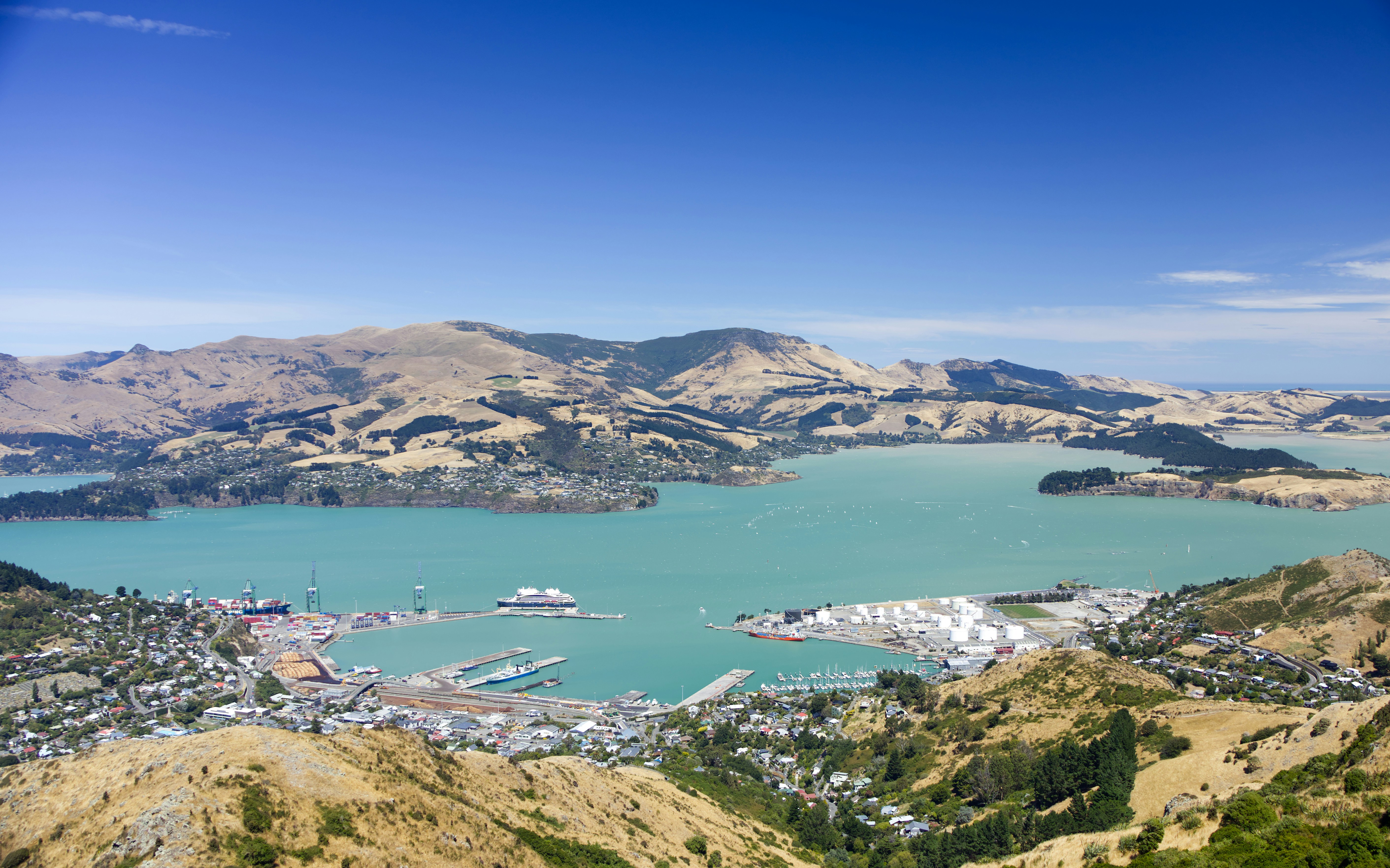 Christchurch Gondola Panorama | A panoramic view of a city and a body of water