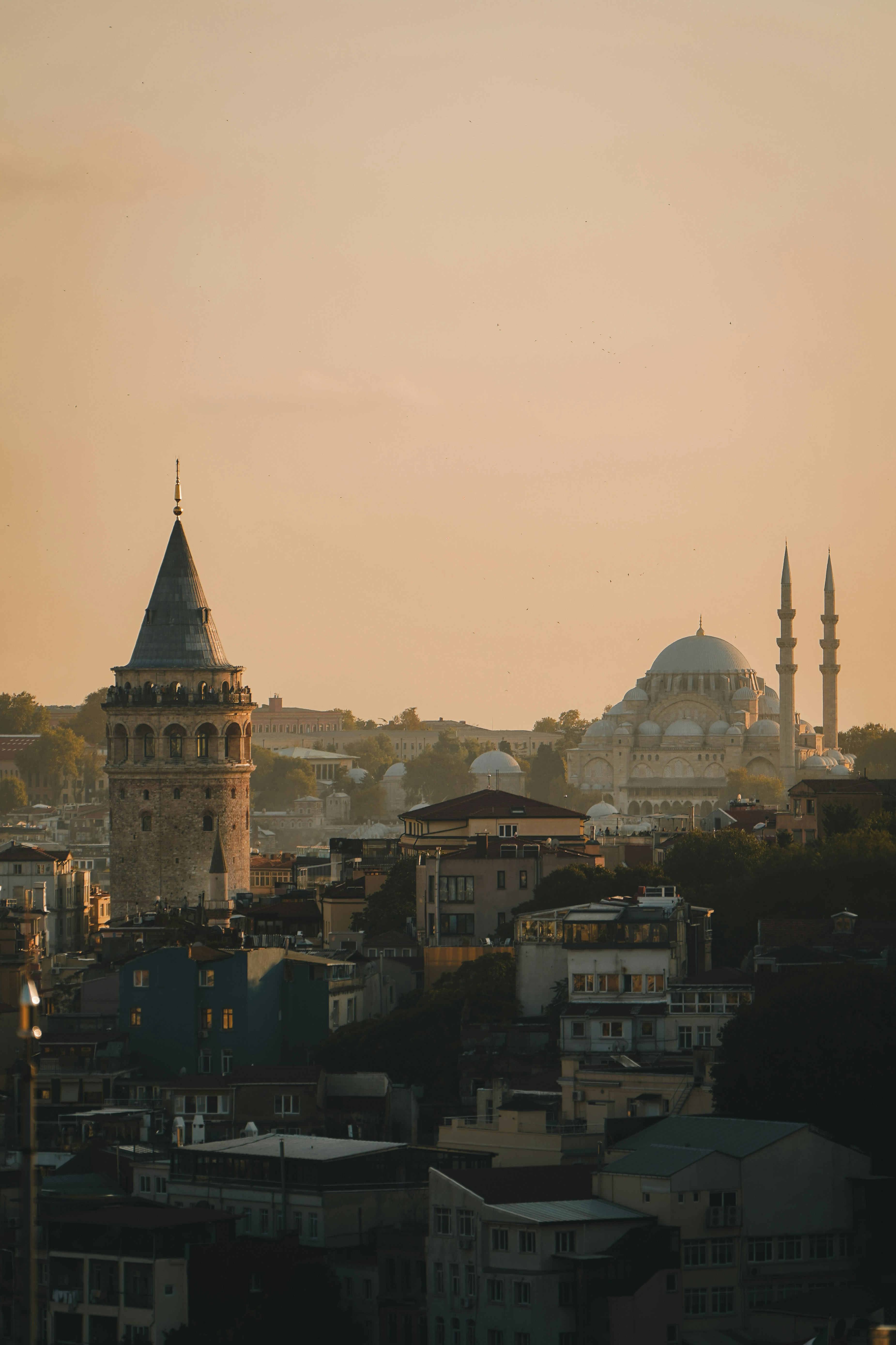 A view of a city with a clock tower photo – Free Istanbul Image on Unsplash