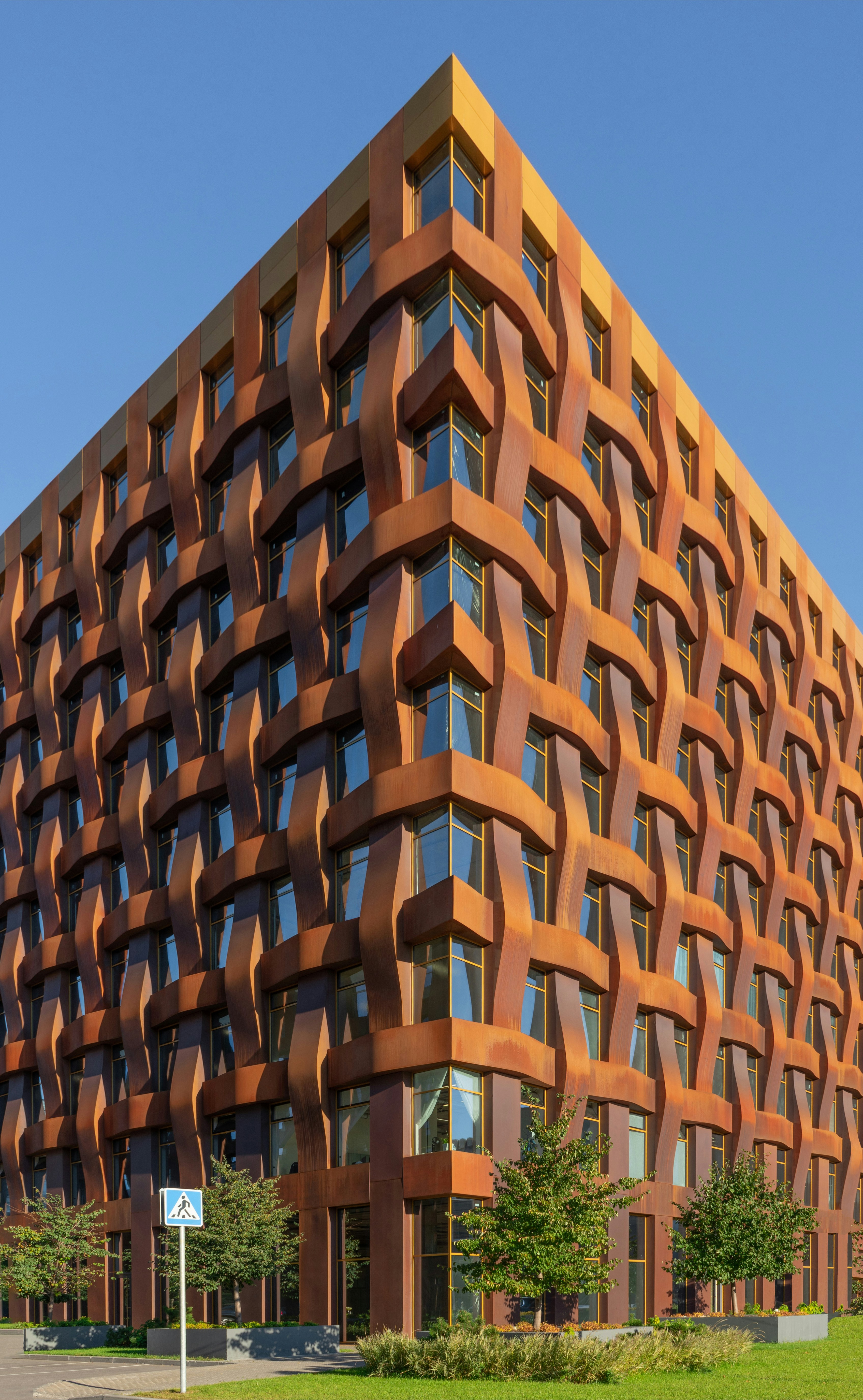 A very large building with a lot of windows photo – Free Санкт ...