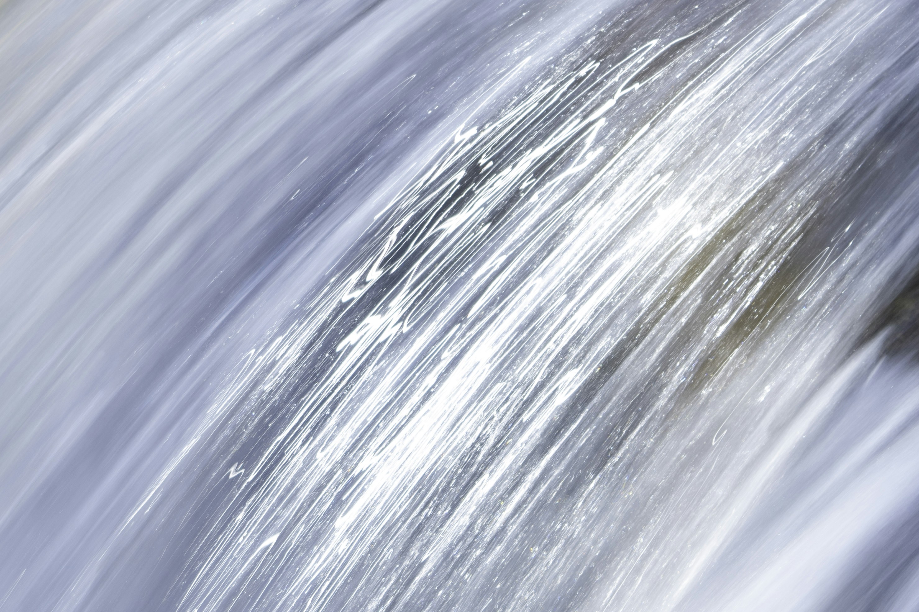 A blurry photo of a stream of water photo – Free Water Image on Unsplash