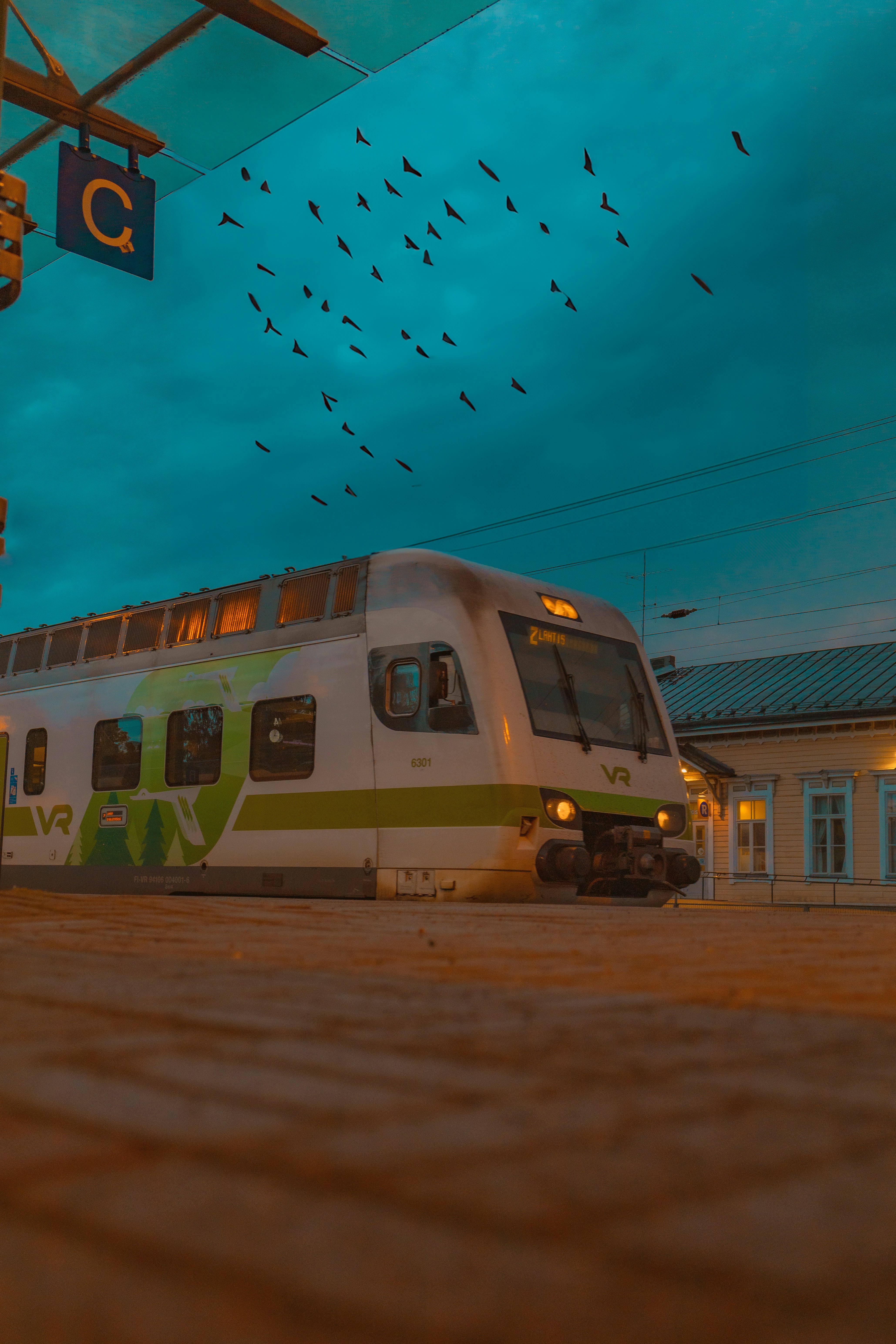 Person walking on the streets of Finland. City in Finland, cityscape in Helsinki, Finland, Töölo and Kerava. #Finland #Helsinki #Töölö #Kerava #Cityscape #StreetPhotography #TravelPhotography #VisitFinland #MyHelsinki #FinnishCities #ExploreFinland #UrbanExploration Henkilö kävelee Suomen kaduilla. Kaupunki Suomessa, kaupunkikuva Helsingissä, Suomessa, Töölössä ja Keravalla. #Suomi #Helsinki #Töölö #Kerava #Kaupunkikuva #Katukuvaus #Matkakuvaus #VisitFinland #MyHelsinki #SuomalaisetKaupungit #ExploreFinland #Kaupunkitutkimus