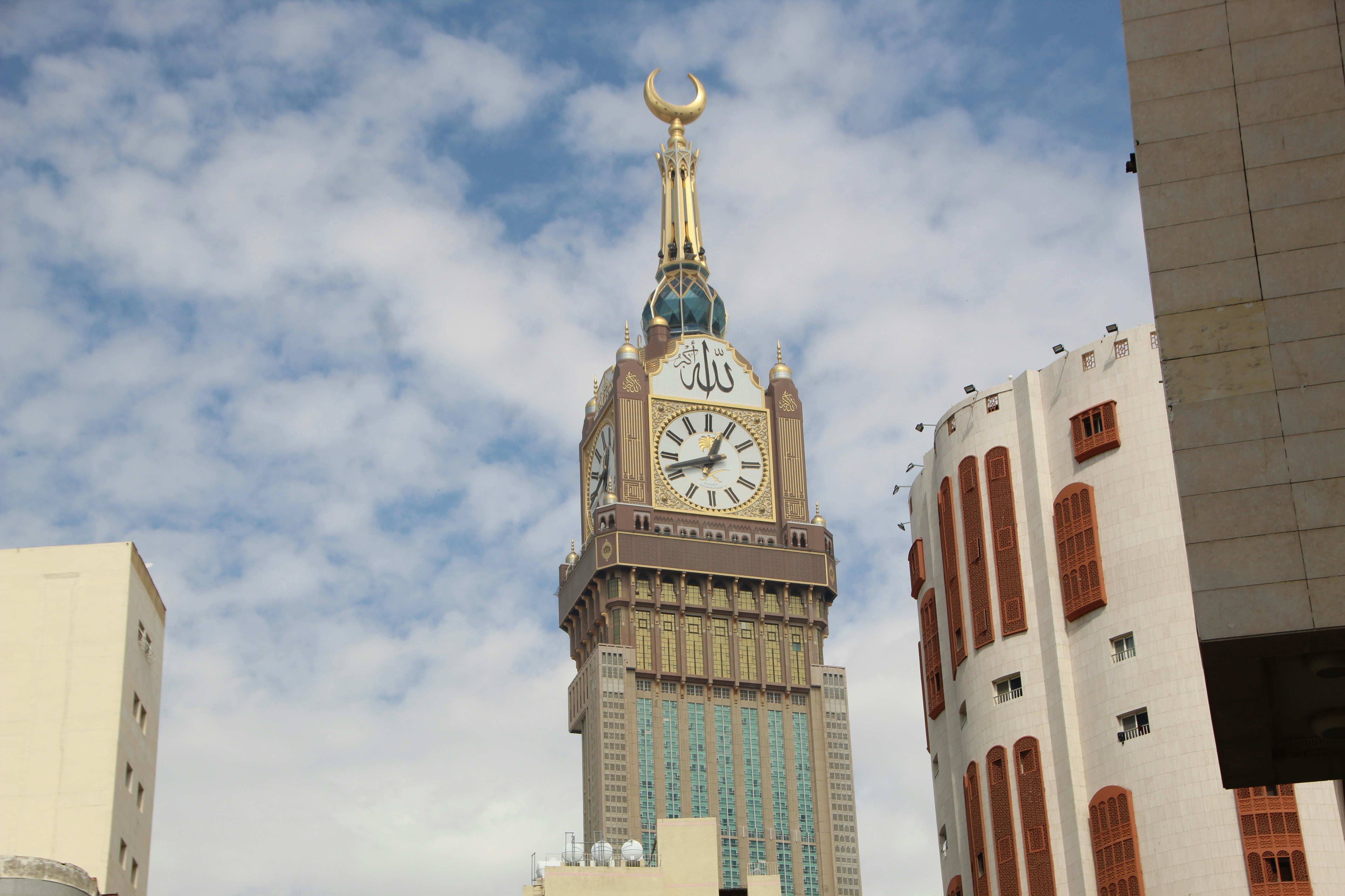 Royal Clock Tower, Mecca | A tall clock tower towering over a city